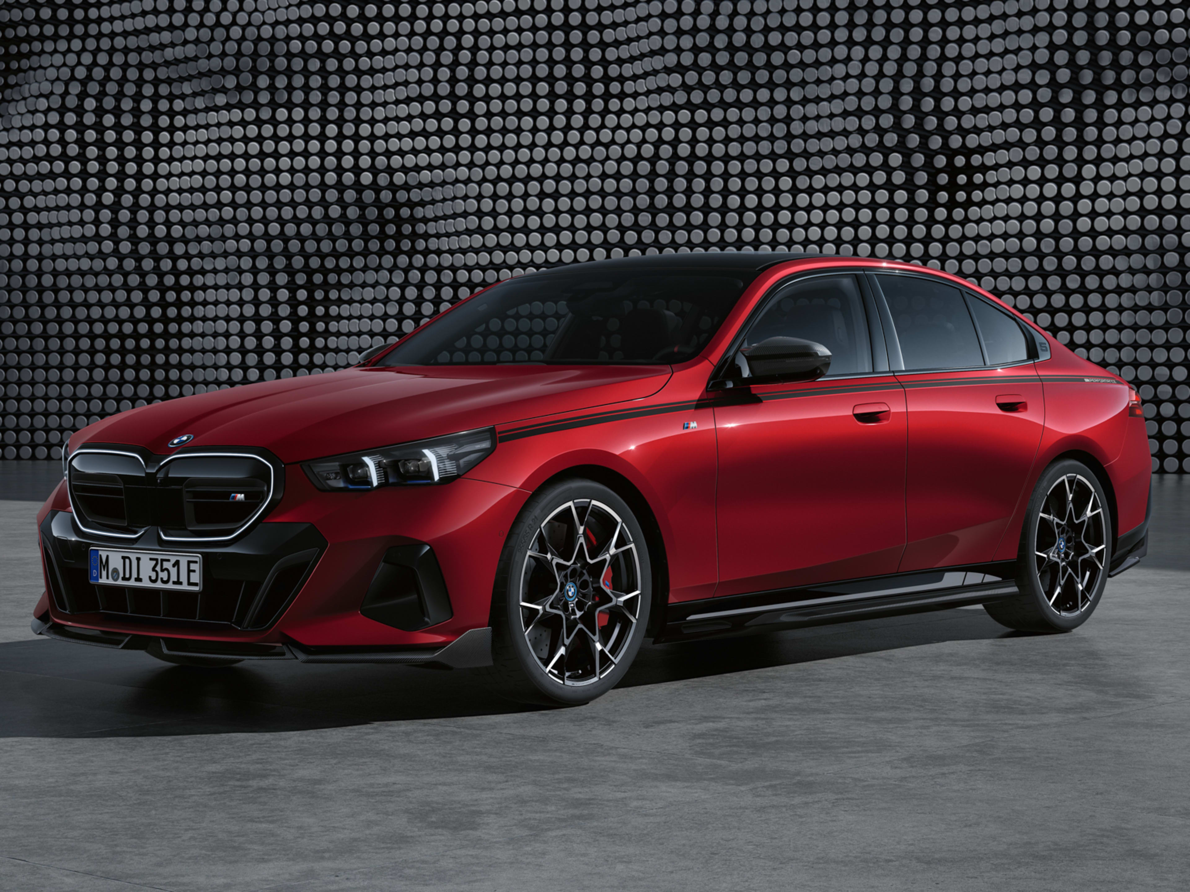 BMW offers M Performance packages for the overhauled 5 Series