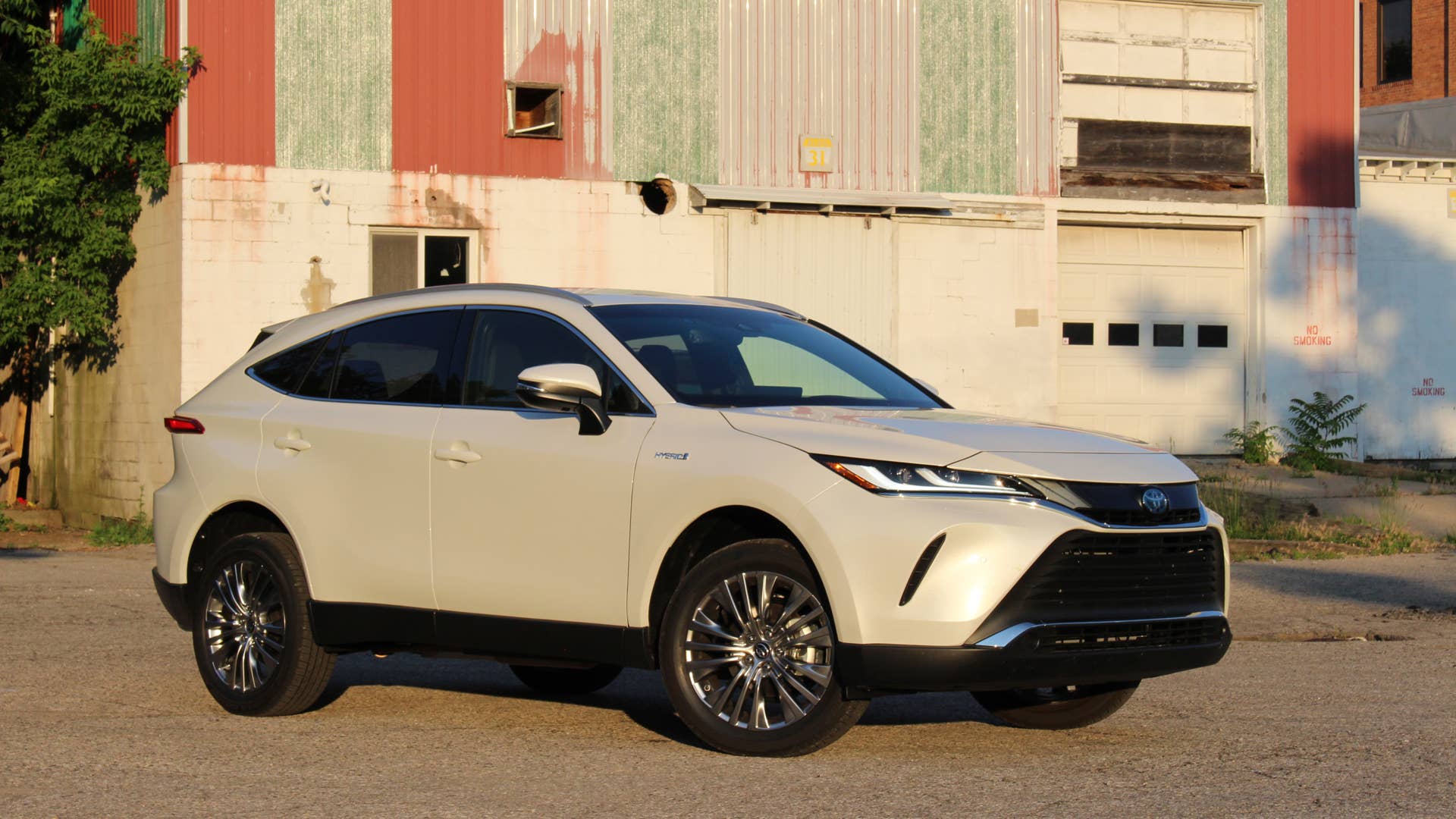 2024 Toyota Venza Review: Want a ritzier RAV4 Hybrid? A cheaper NX? Try ...