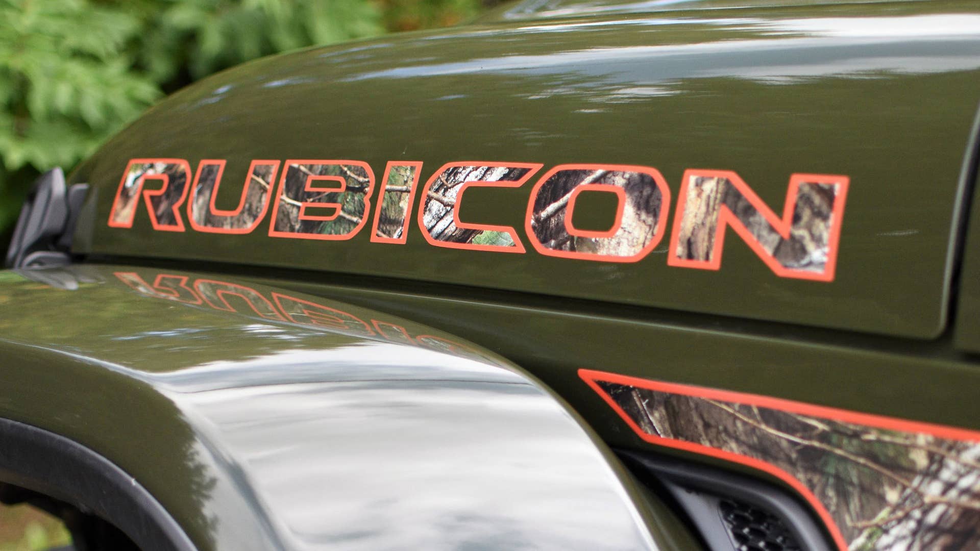 Jeep Wrangler and Gladiator get new custom graphics options - Autoblog