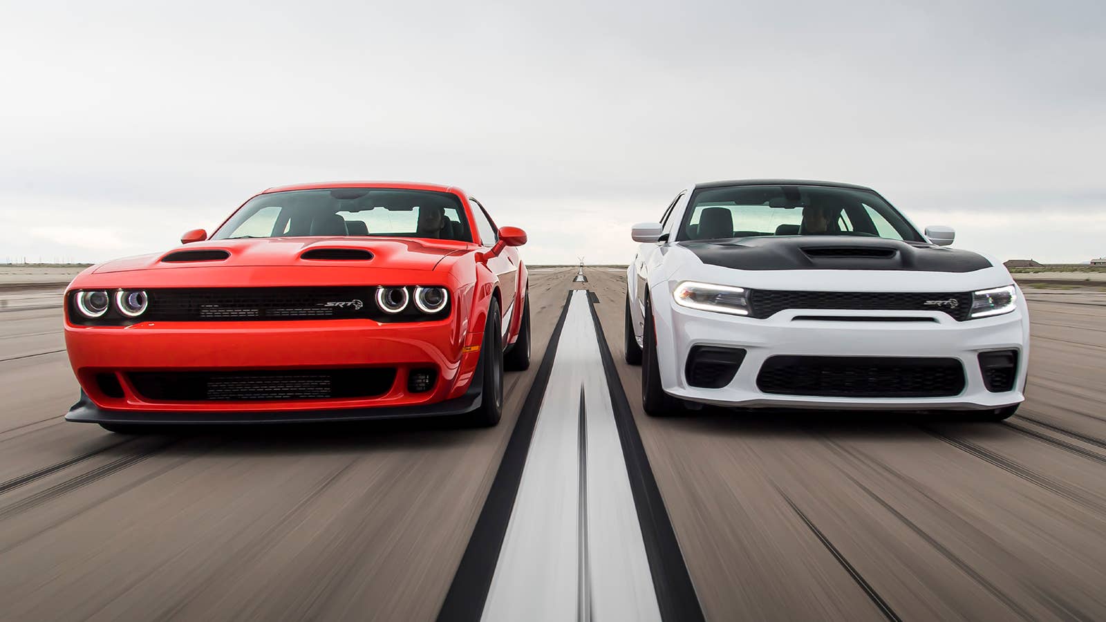 Sfondo Dodge Challenger Hellcat 2024 Downloads | Dodge Garage