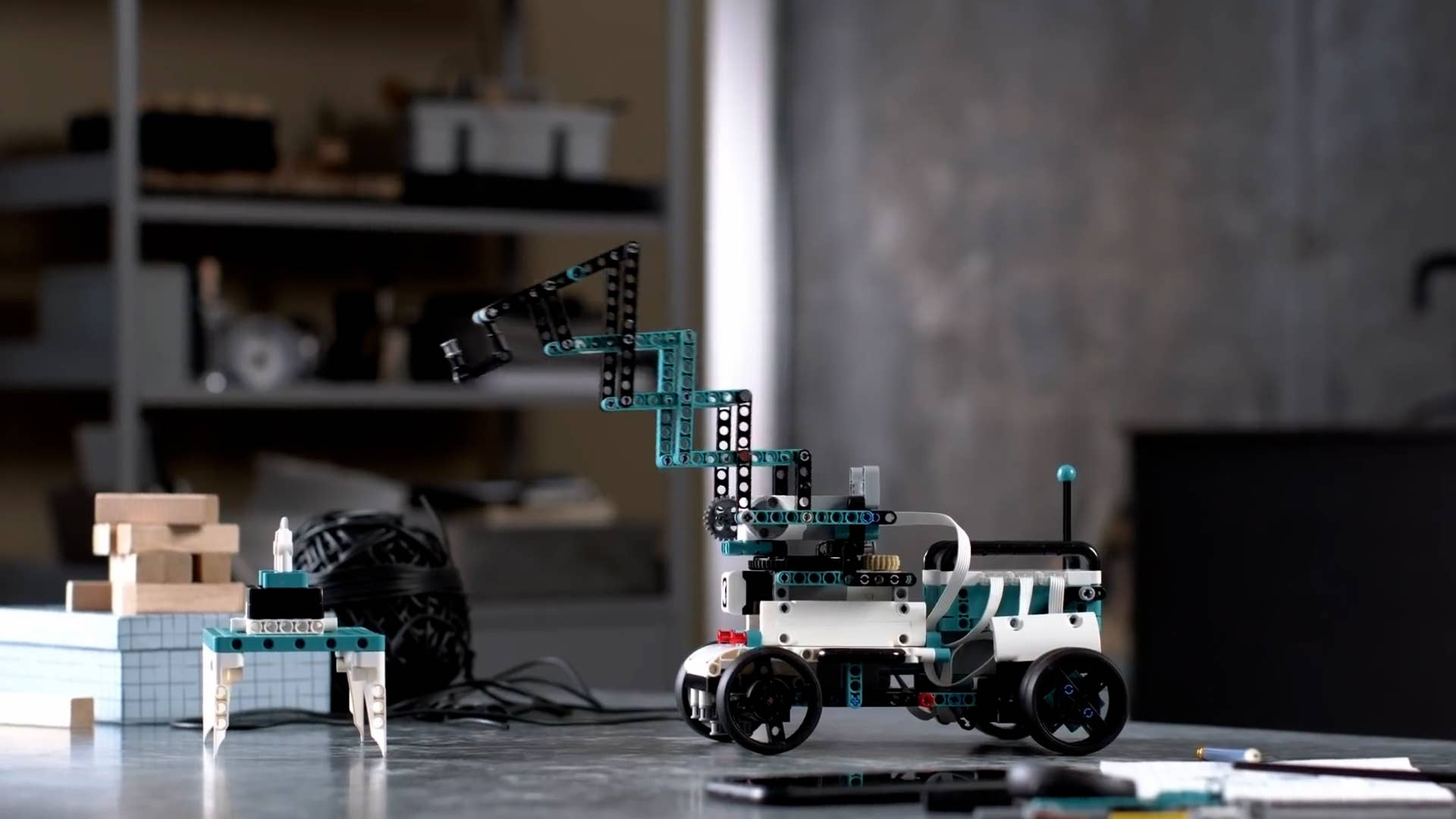 Learn to code with this LEGO toy - Autoblog