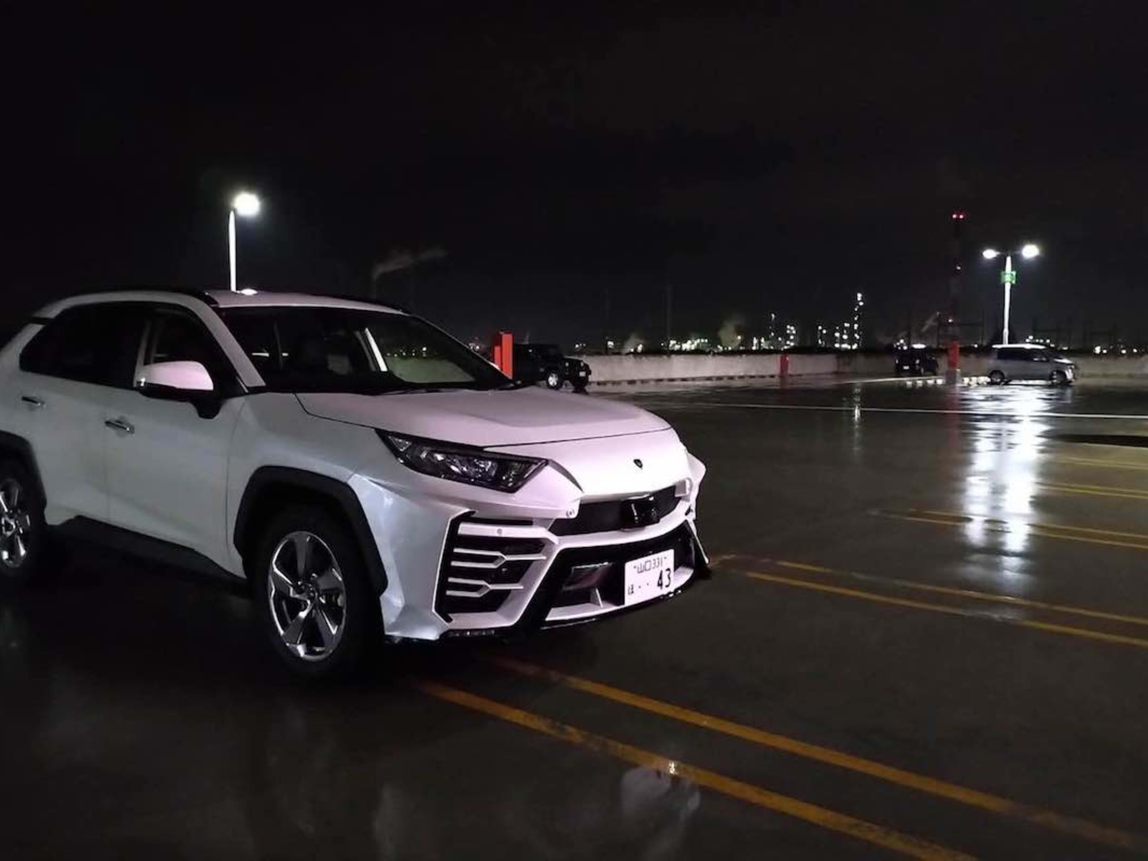 Pimp your Toyota RAV4 to look like a Lamborghini Urus with this body kit