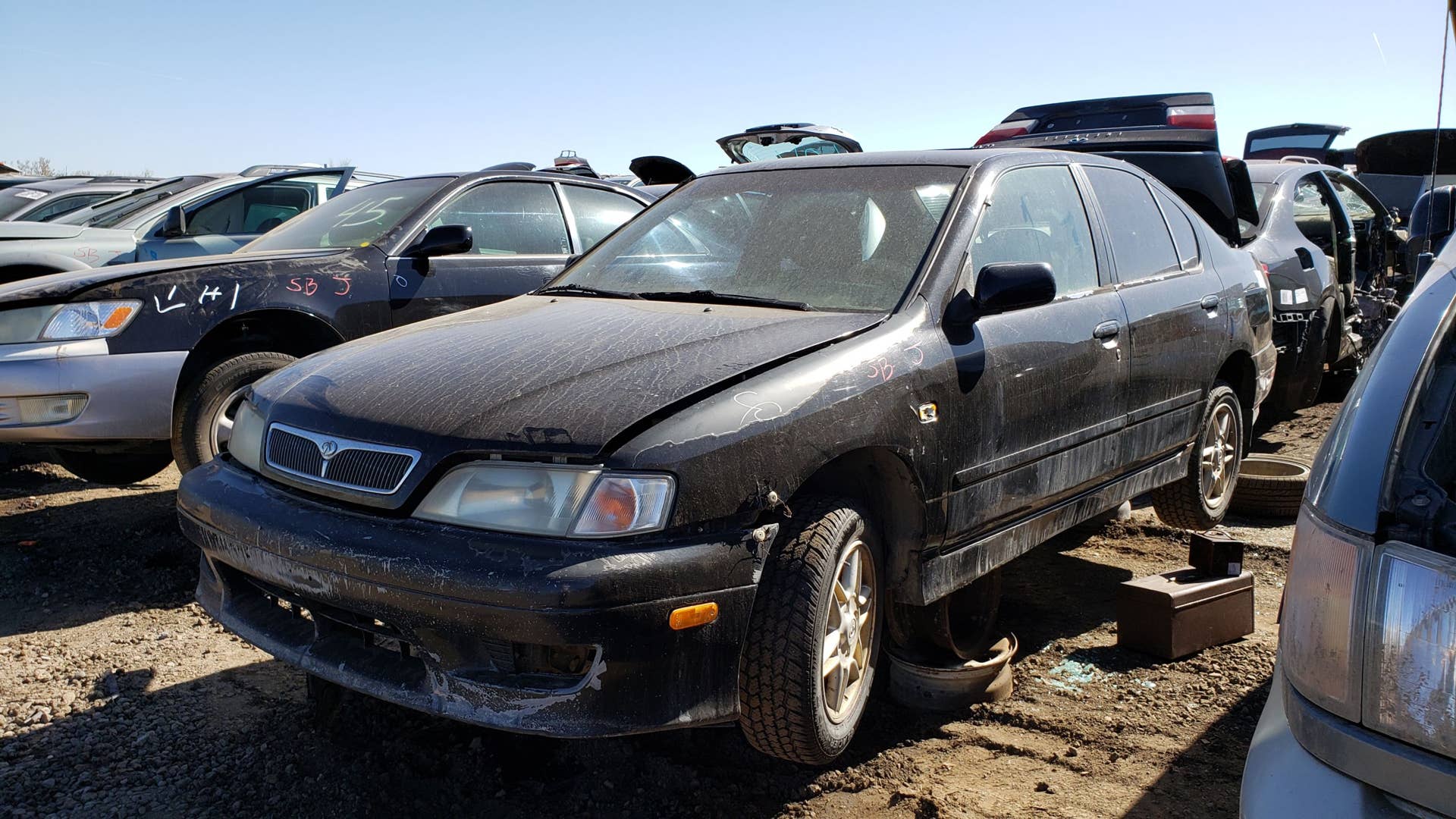 Junkyard Gem: 1999 Infiniti G20t - Autoblog