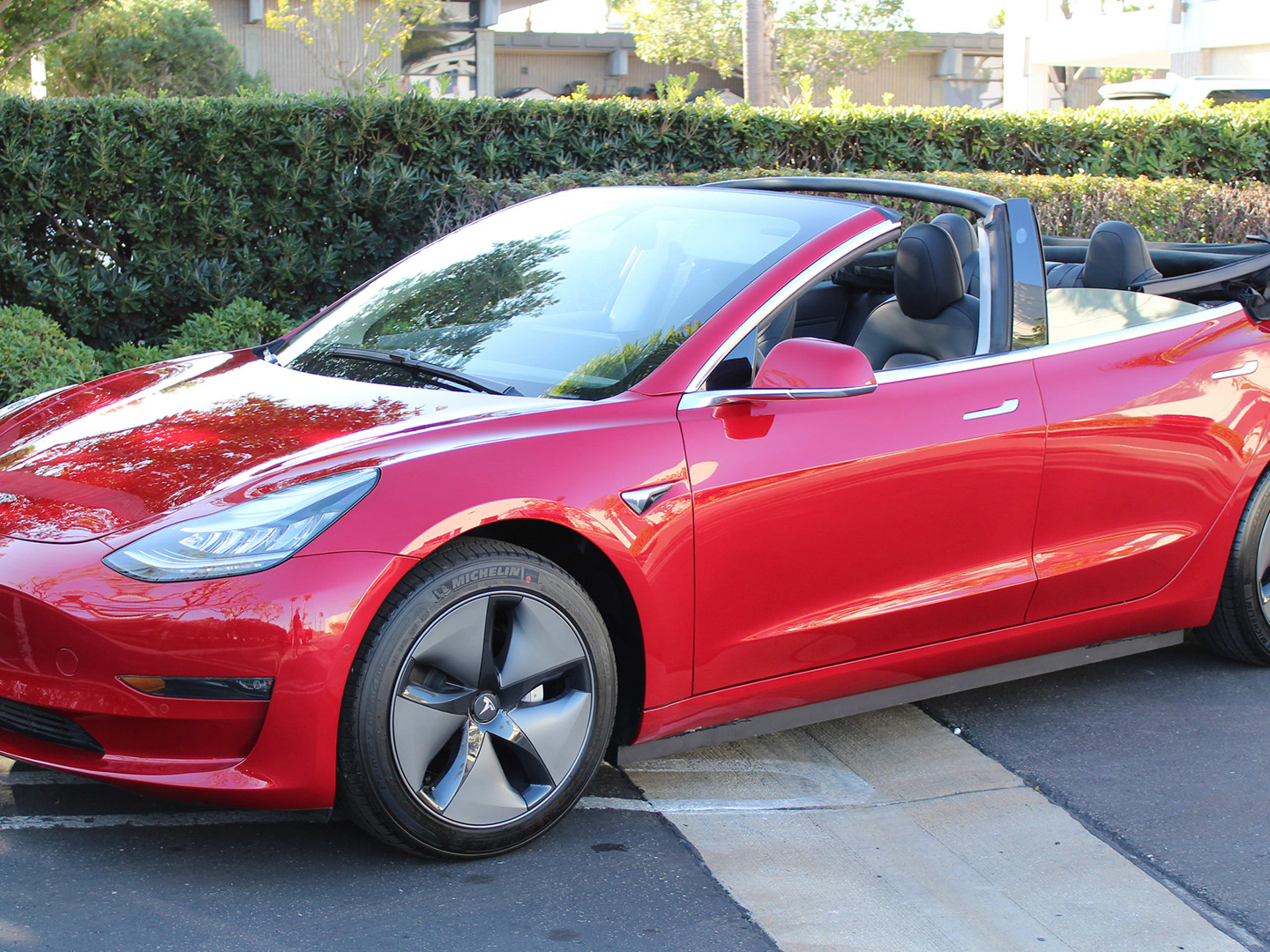 Tesla Model 3 loses its glass roof in convertible conversion you can ...