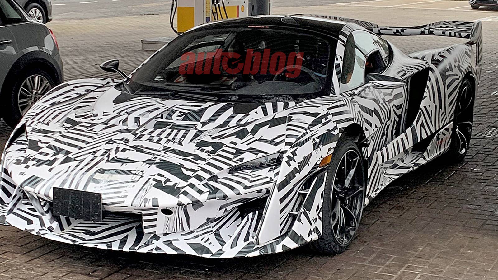 McLaren Sabre spy photos give us our best look yet at the new supercar ...