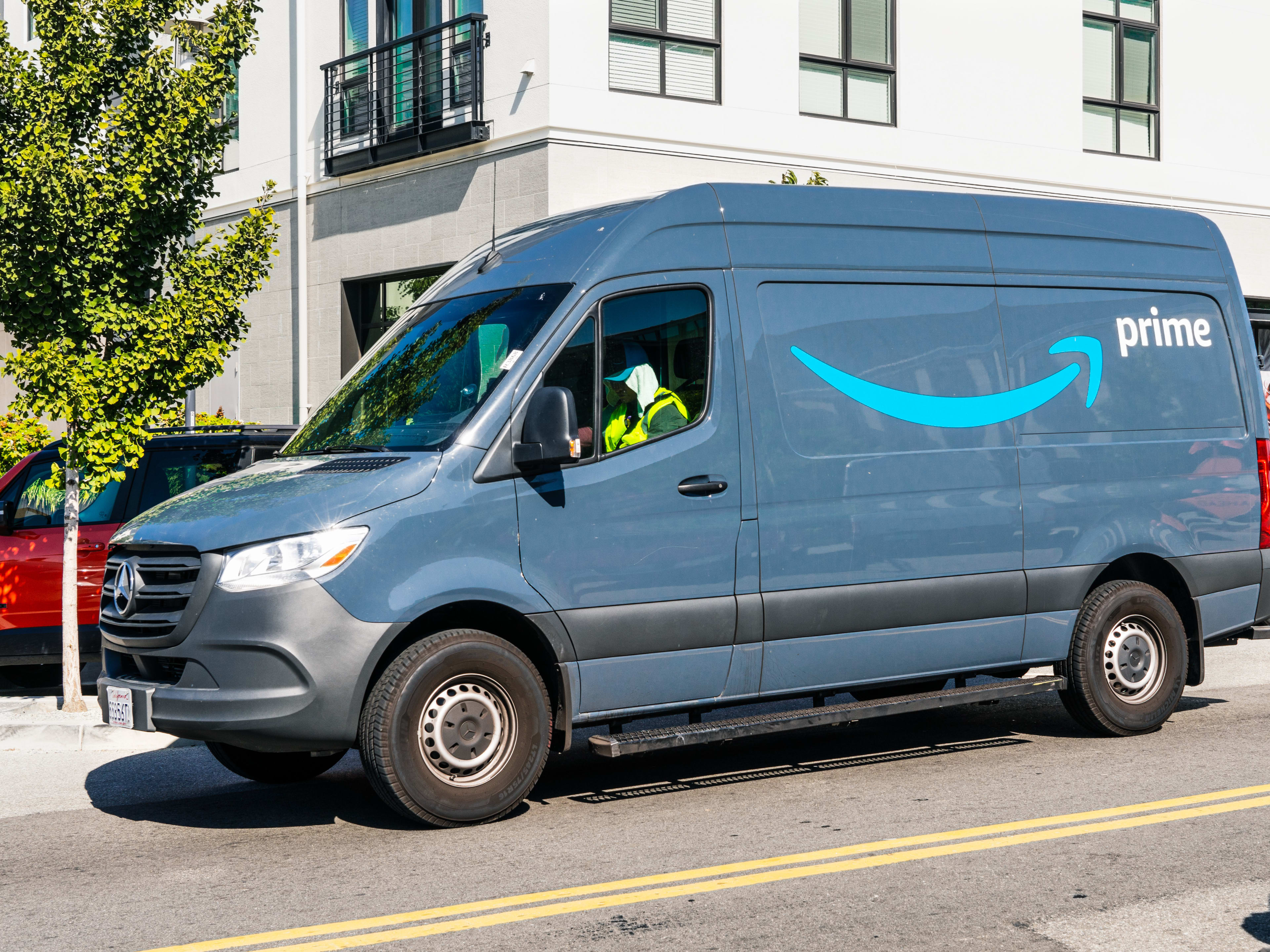 I Drove the 2025 Honda Prologue & 2025 Acura ZDX, Which One is Best ...