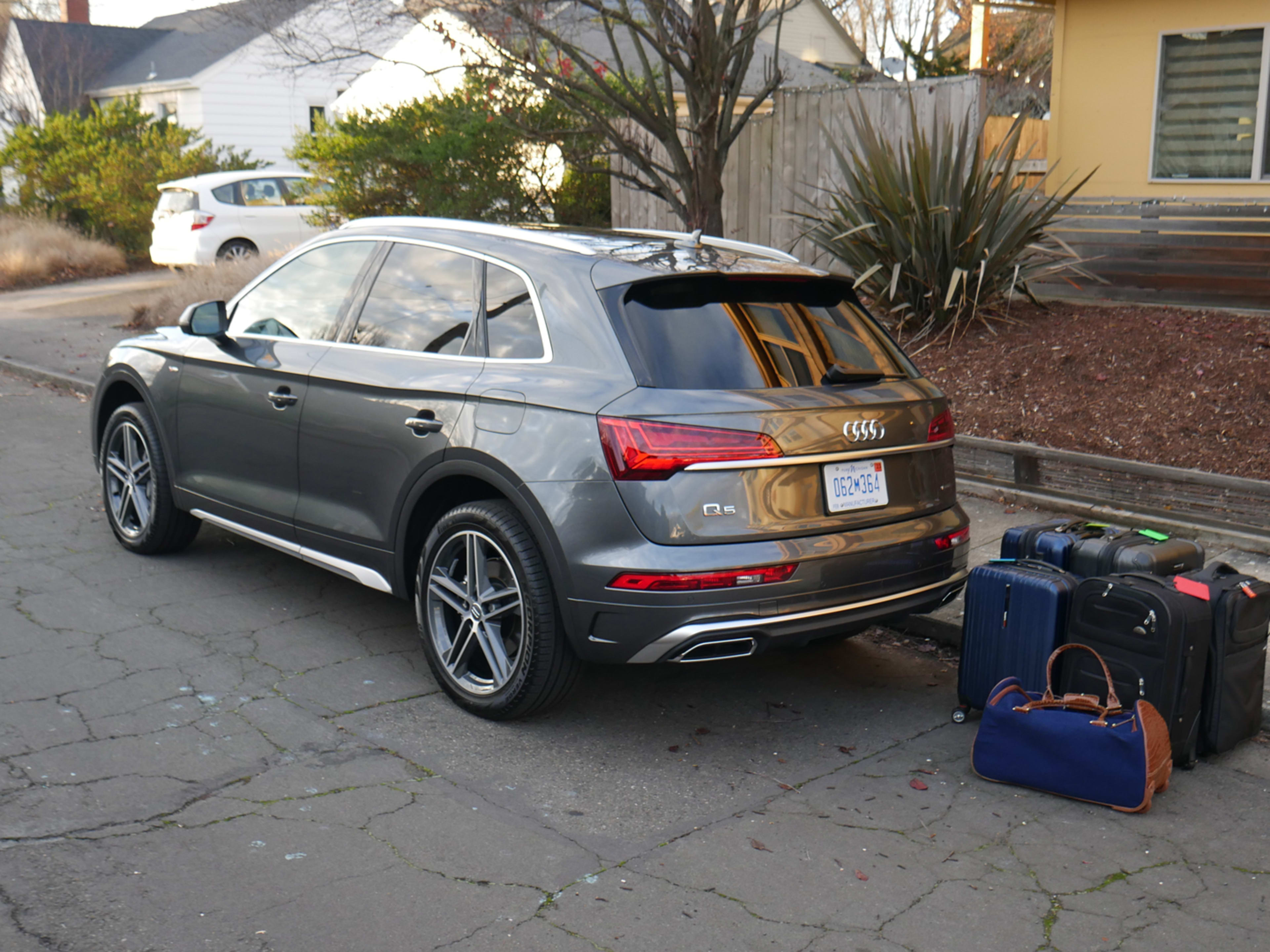 Audi Q5 Luggage Test | How much cargo space? - Autoblog