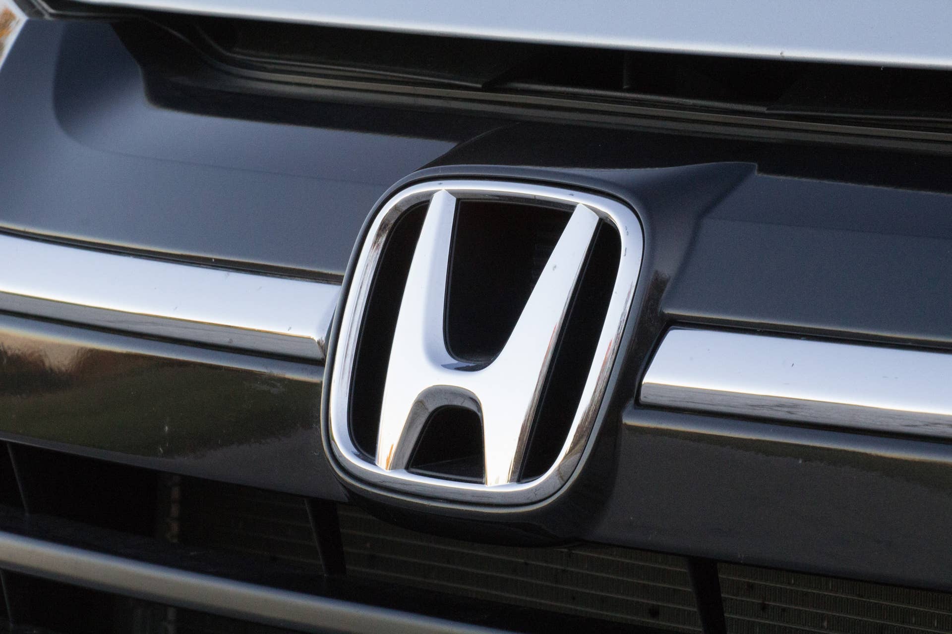 Honda Is Changing Its Badge and It Means More Than a New Look - Autoblog