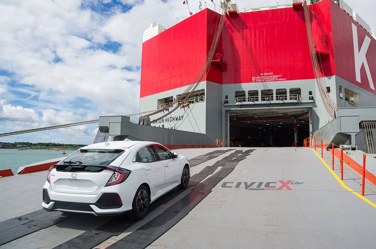 Check out the Honda Civic hatchback's shapely rear end - Autoblog