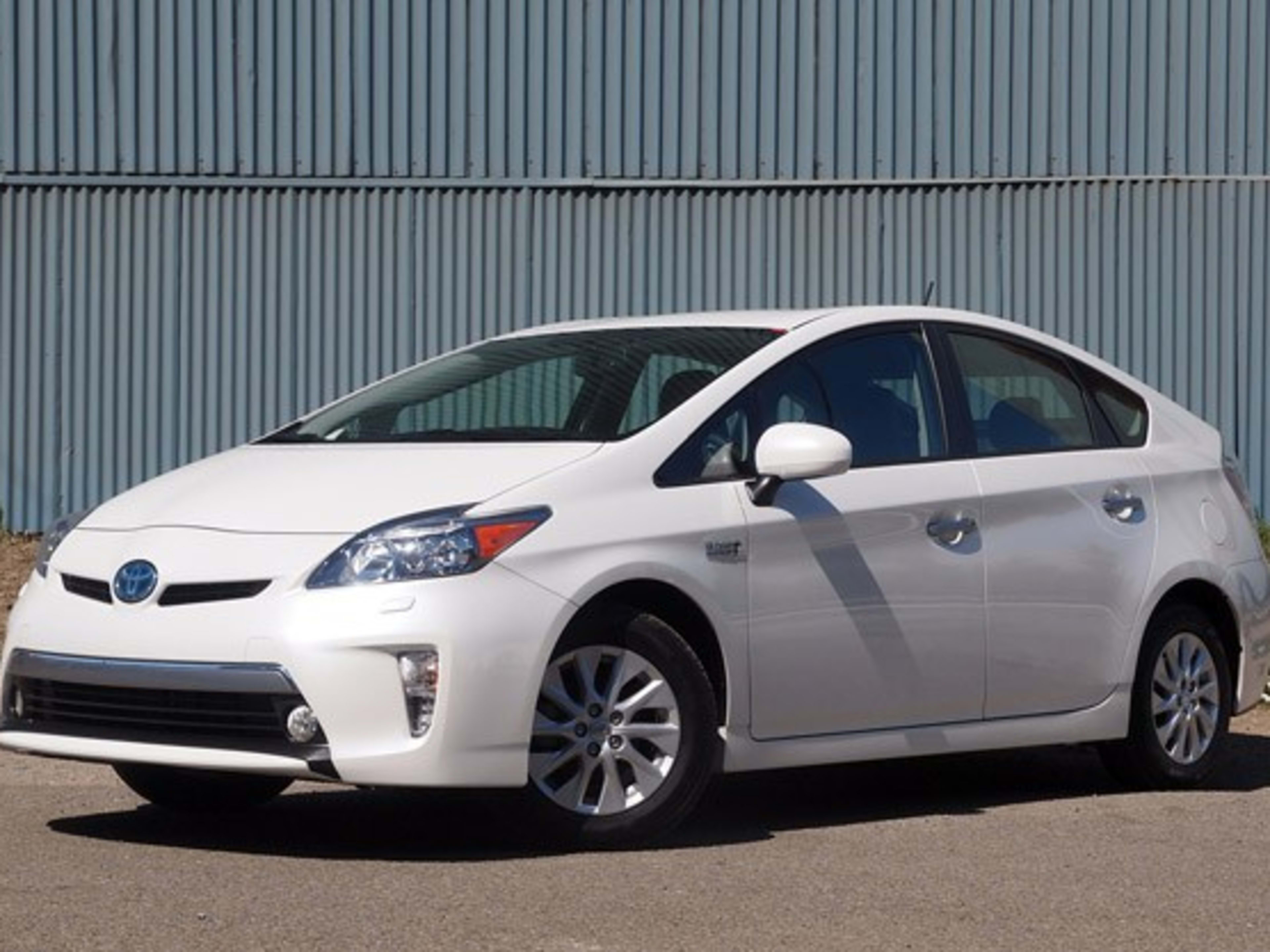 2012 Toyota Prius Plug-In - Autoblog