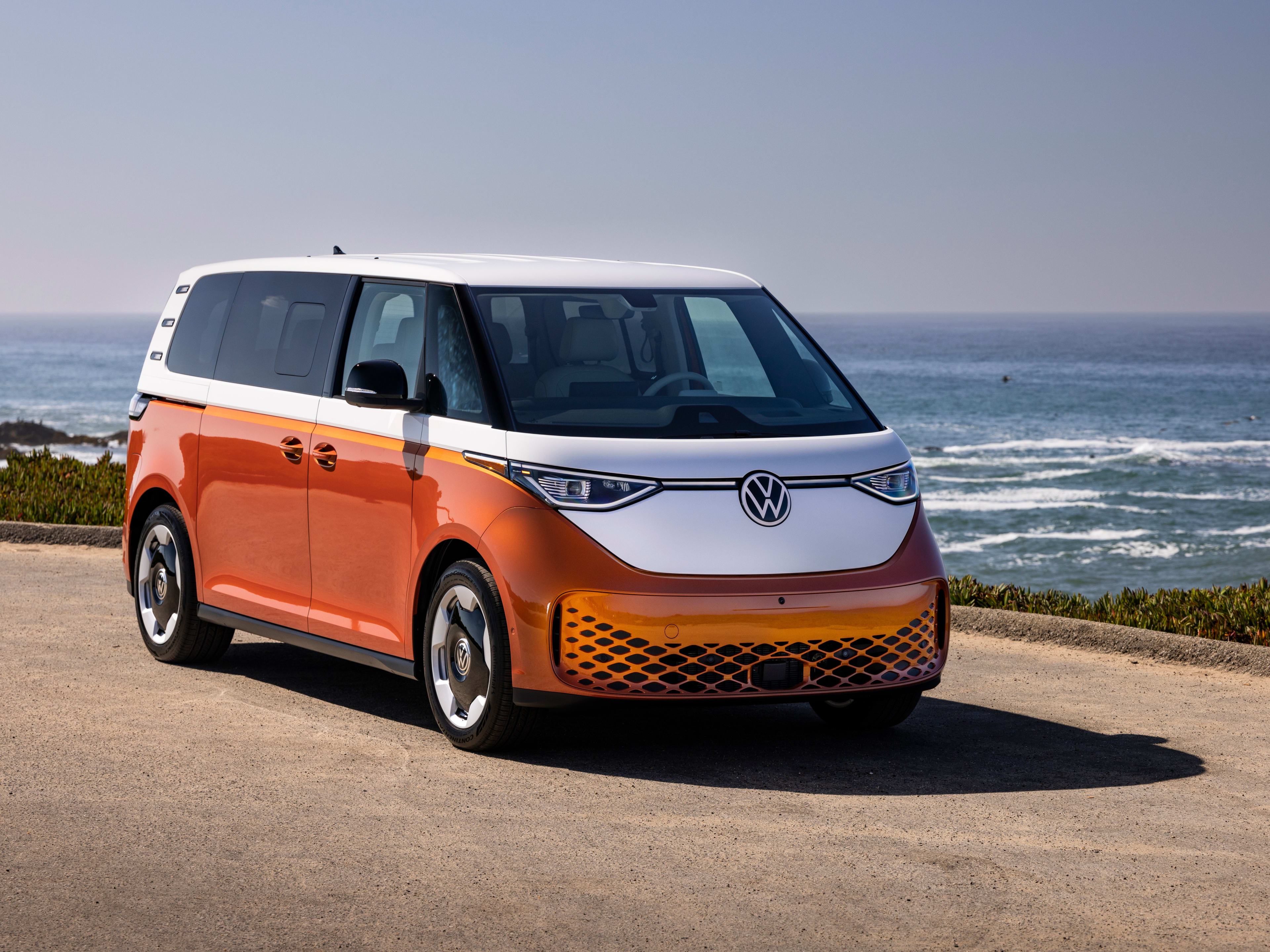 Volkswagen Unveils Hot 2025 ID.Buzz Lease Deal for August - Autoblog