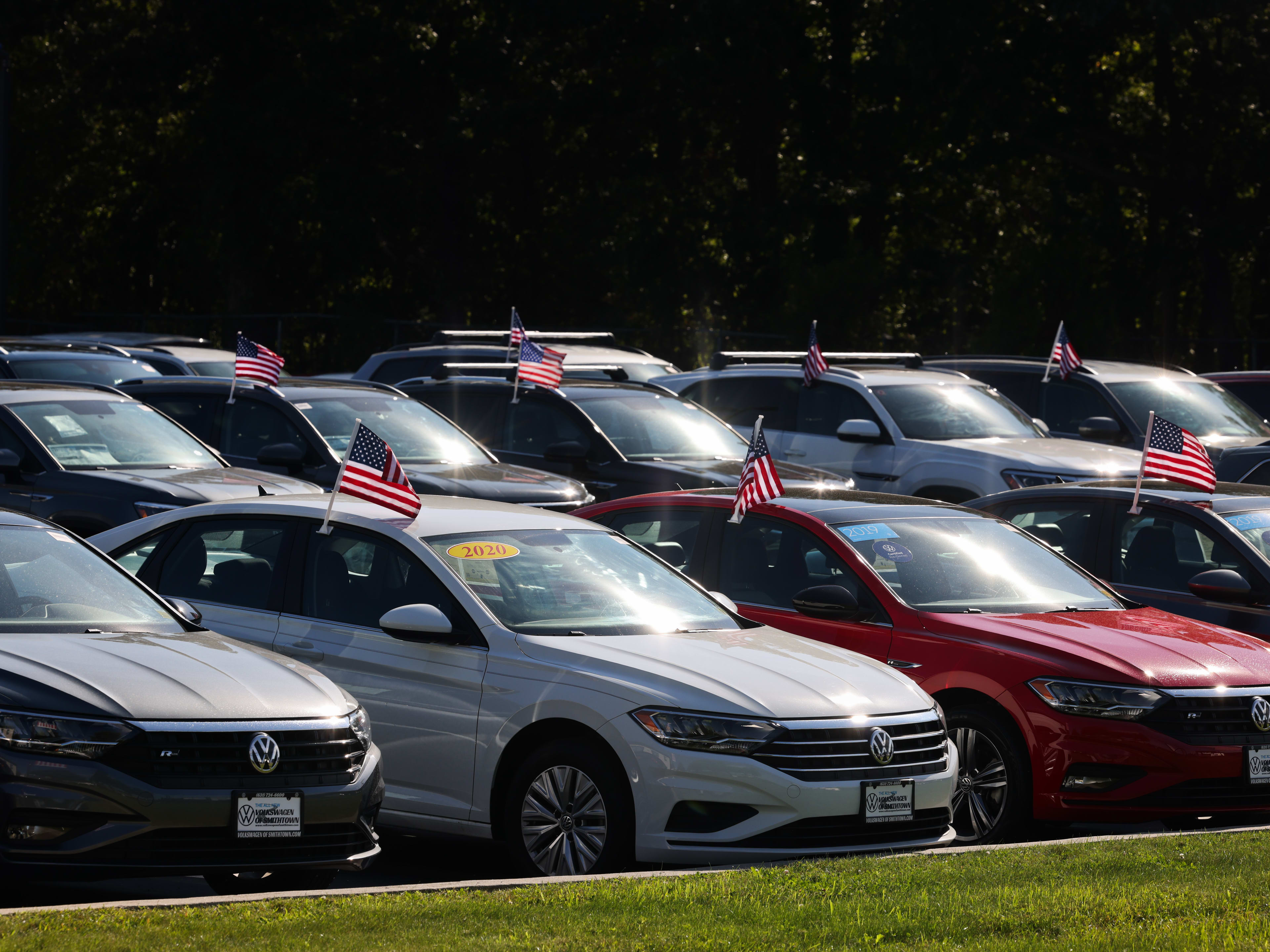 Will 2025 be a turning point for car sales? - Autoblog