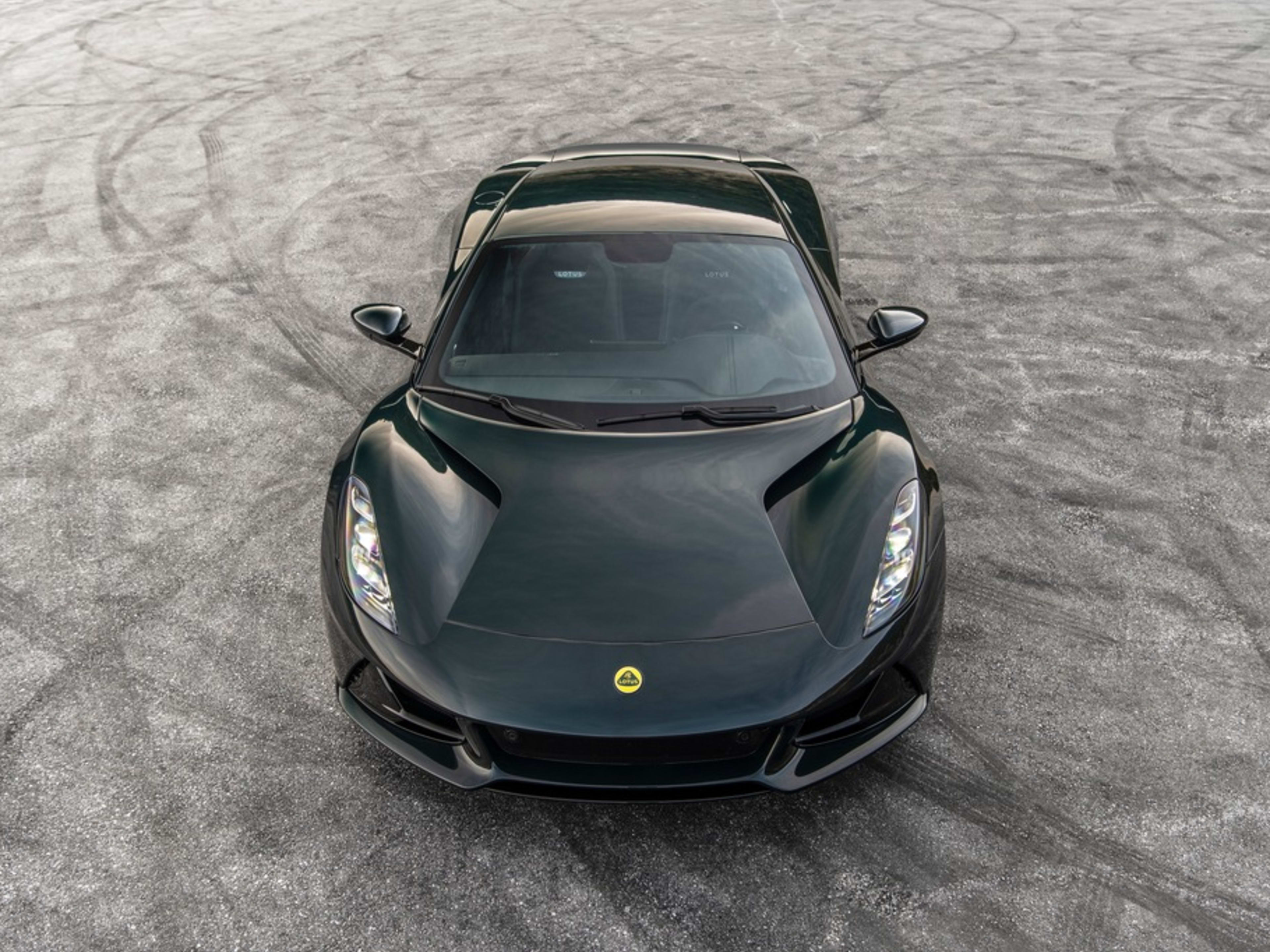 Lotus reverses course, says it isn't ditching ICE engines completely ...