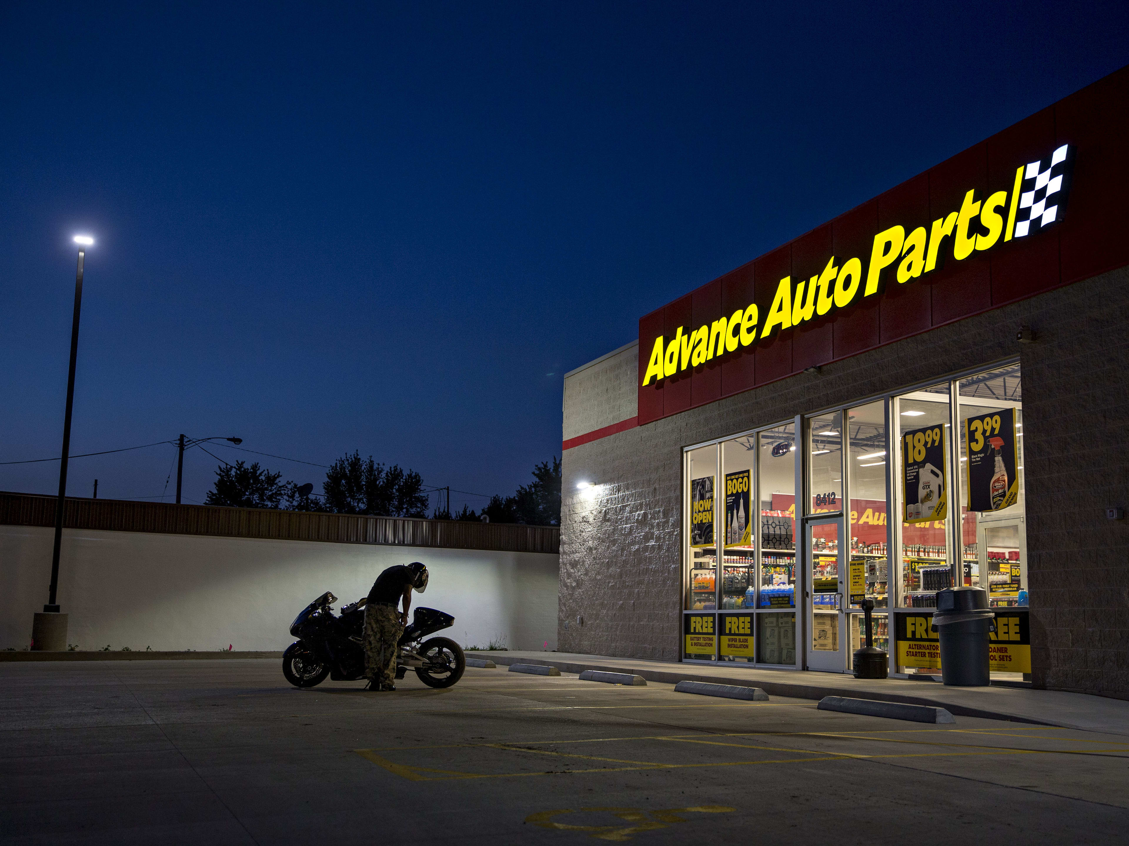 Advance Auto Parts faces crisis with 727 store closures, what’s next ...