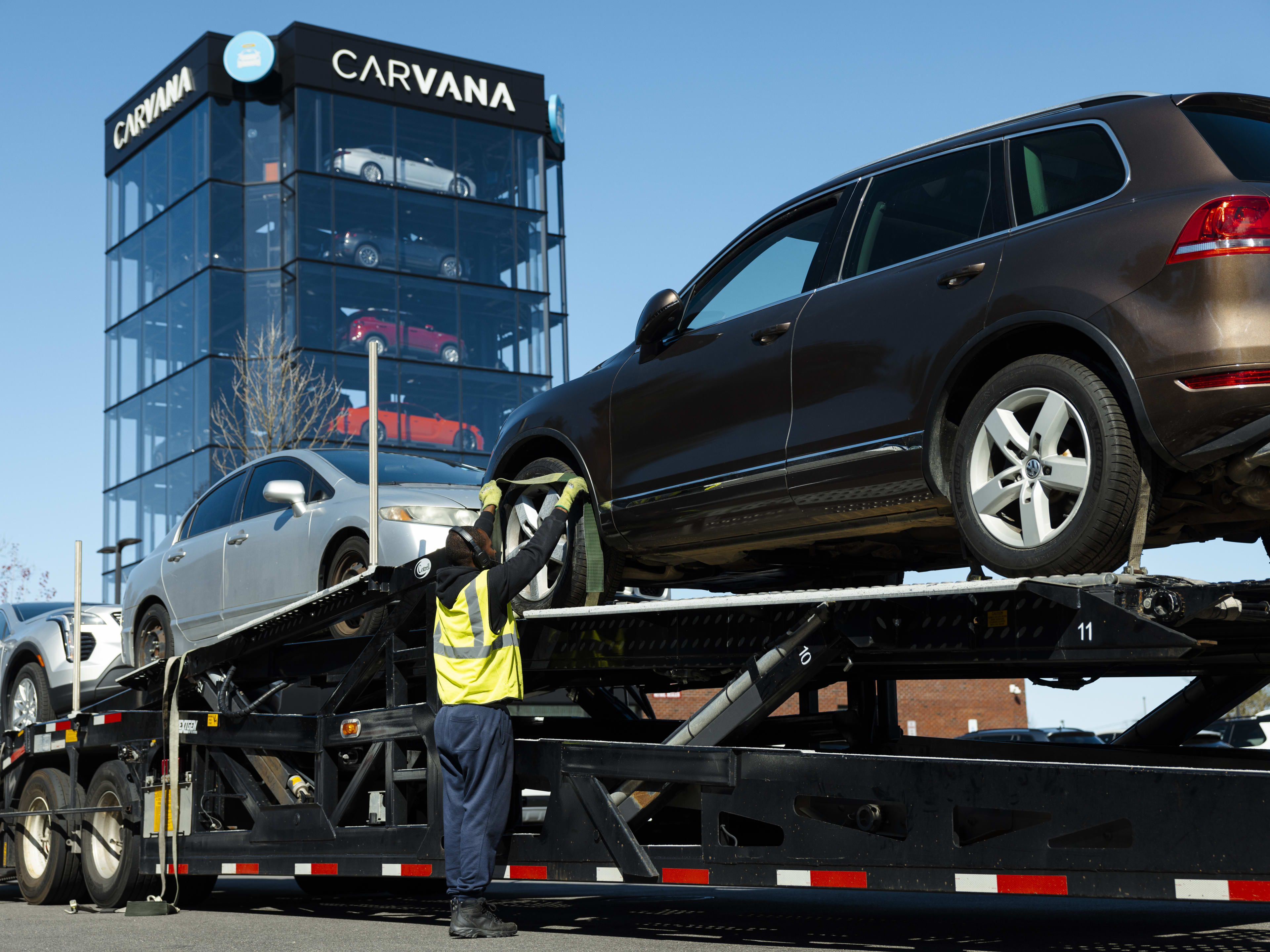 Carvana under fire: Research report claims turnaround is a "mirage ...