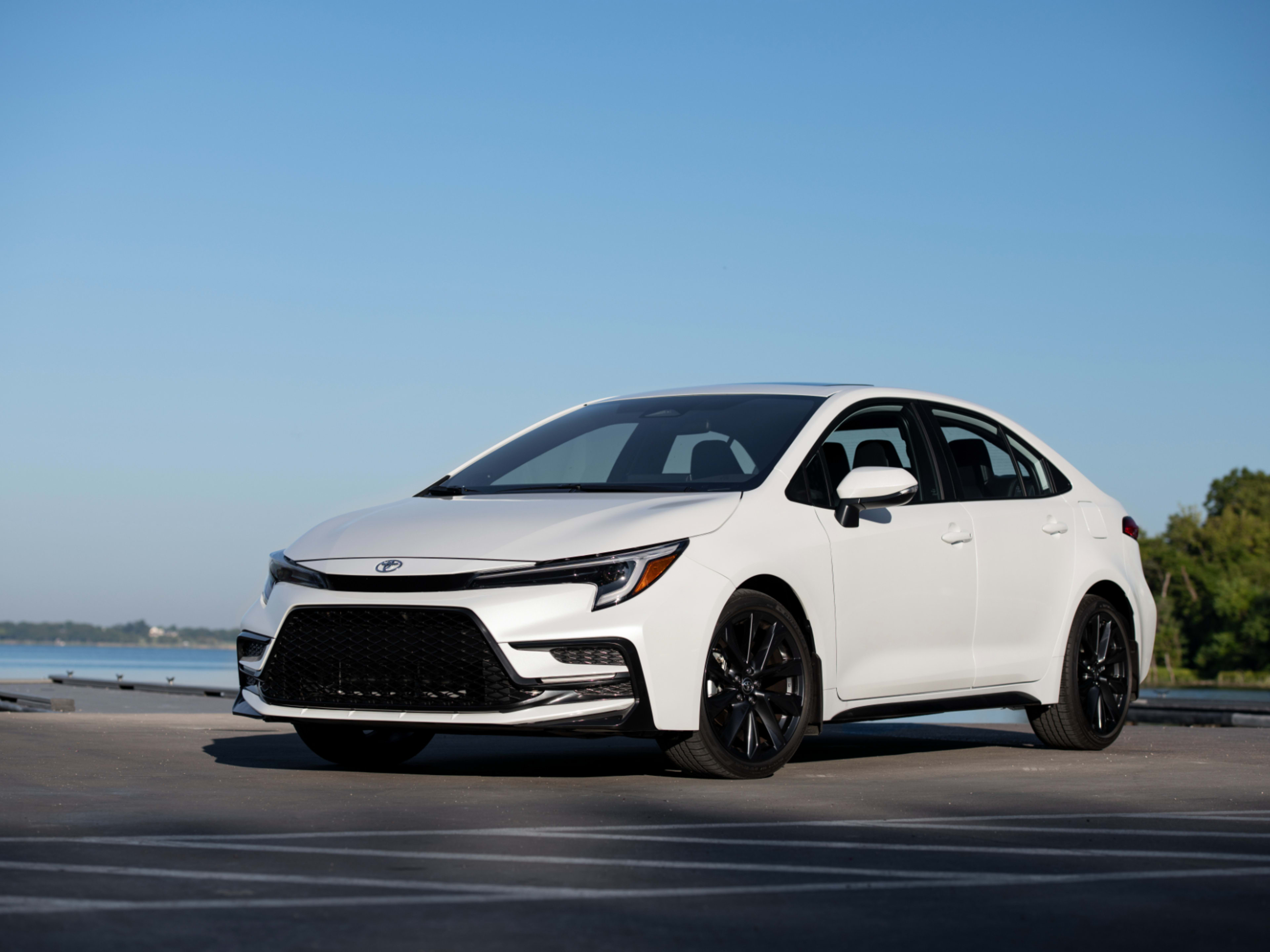 2025 Toyota Corolla XSE: Buyer's guide to pricing, features, and specs ...