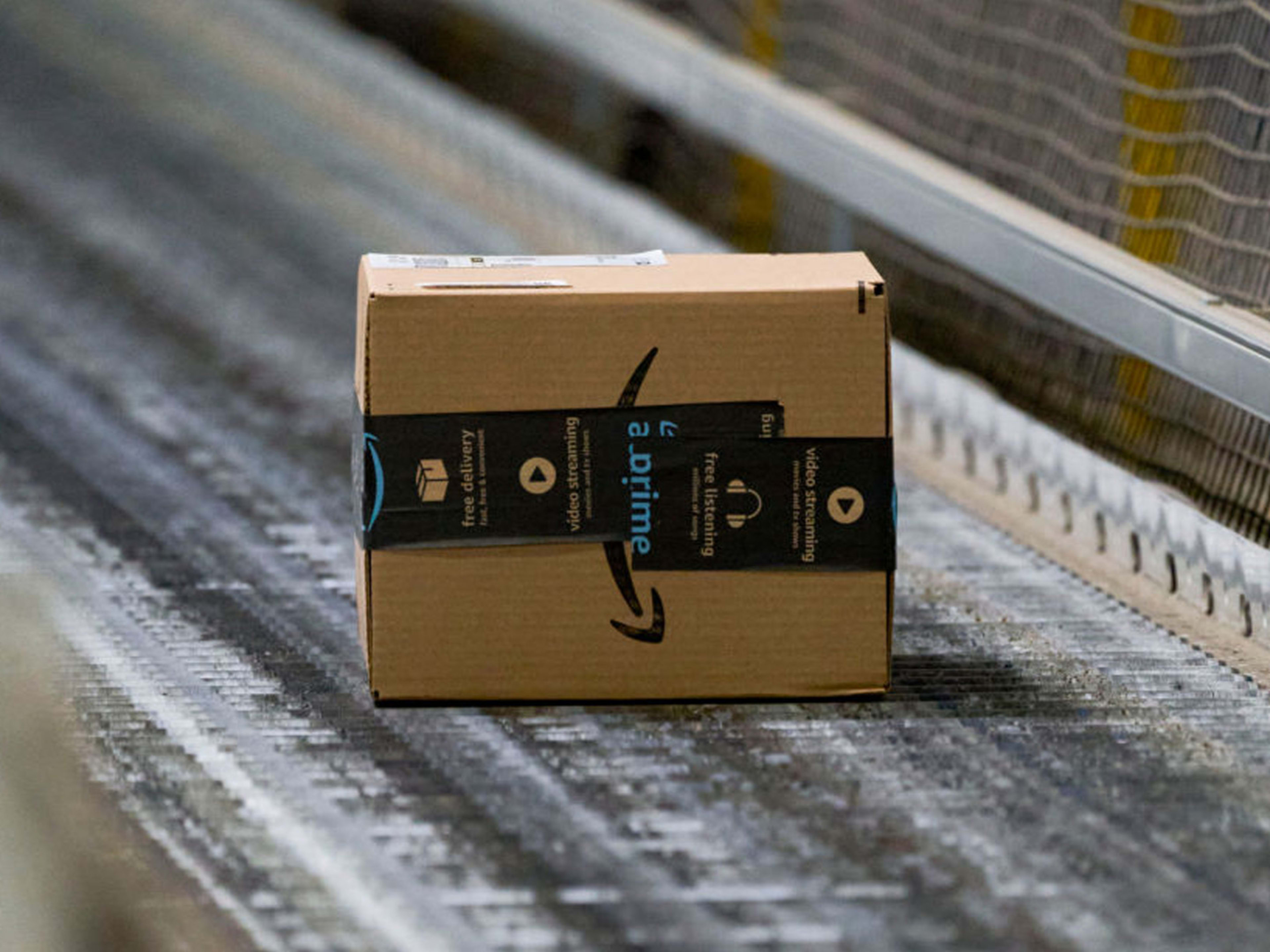 The Zimtown 5-Tier Shelving Unit Is 50% Off - Autoblog