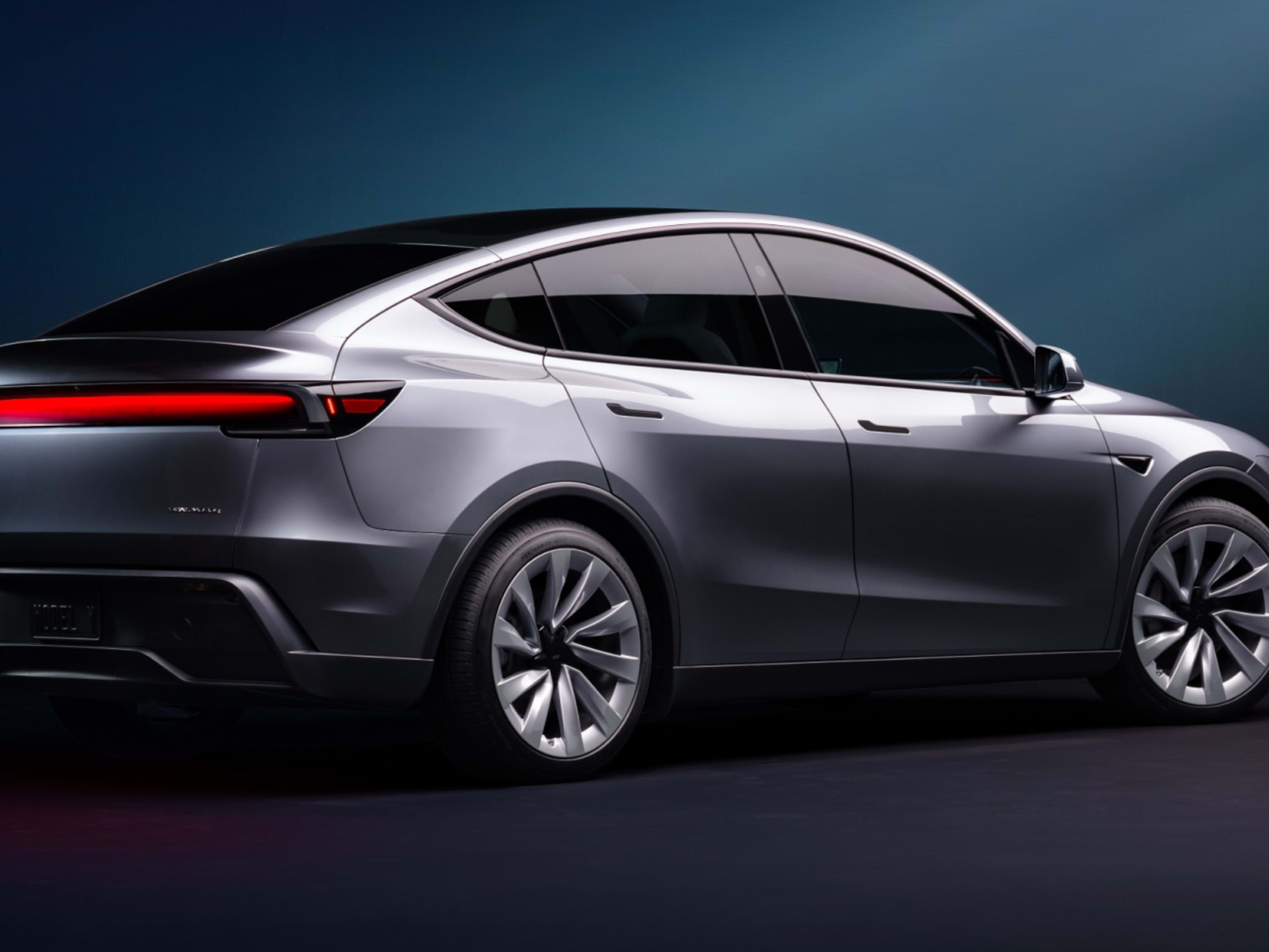 New Model Y variants are coming later this year, Tesla exec says