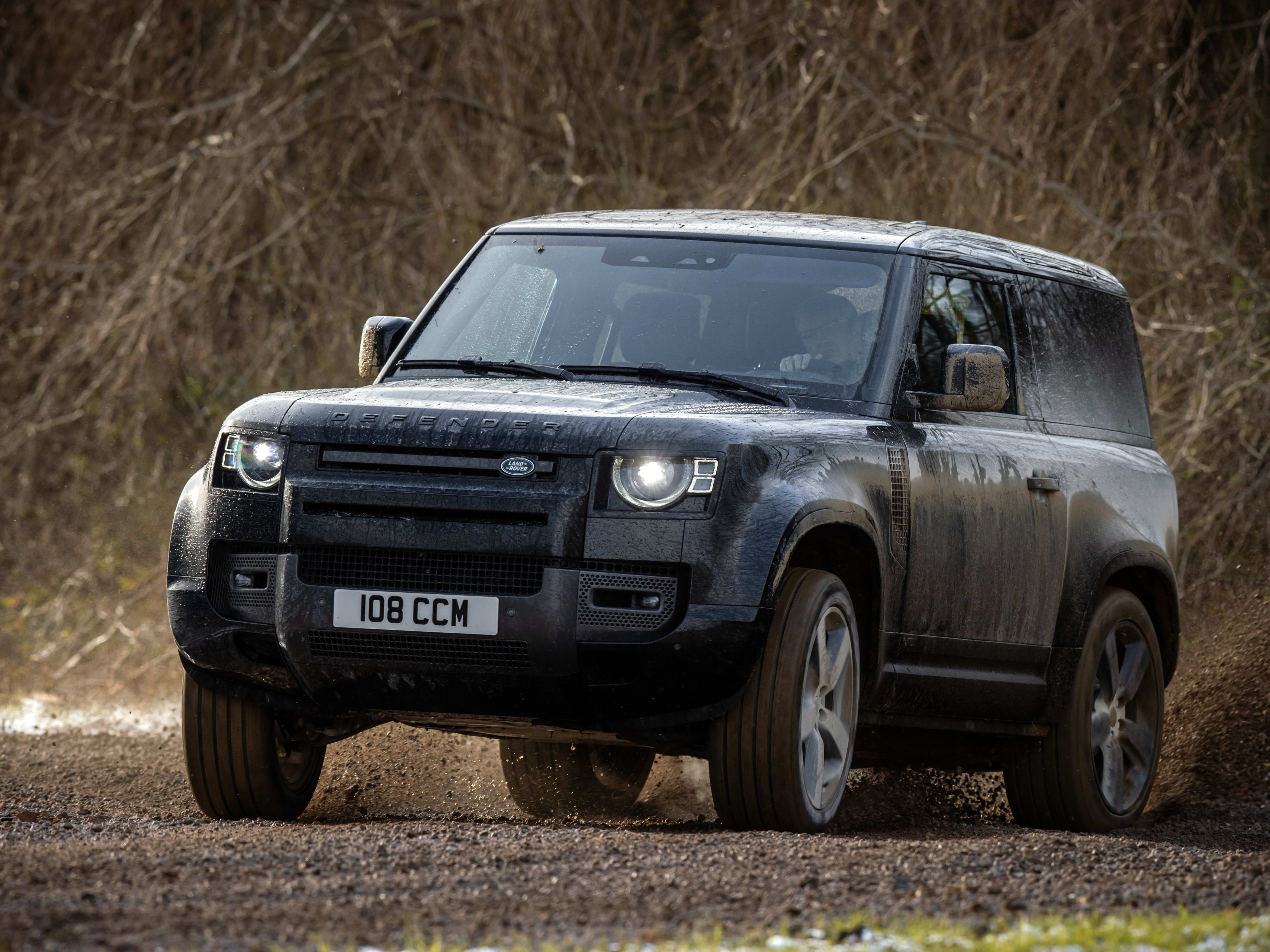 2025 Land Rover Defender 90: 4 reasons to love it, 2 reasons to think twice