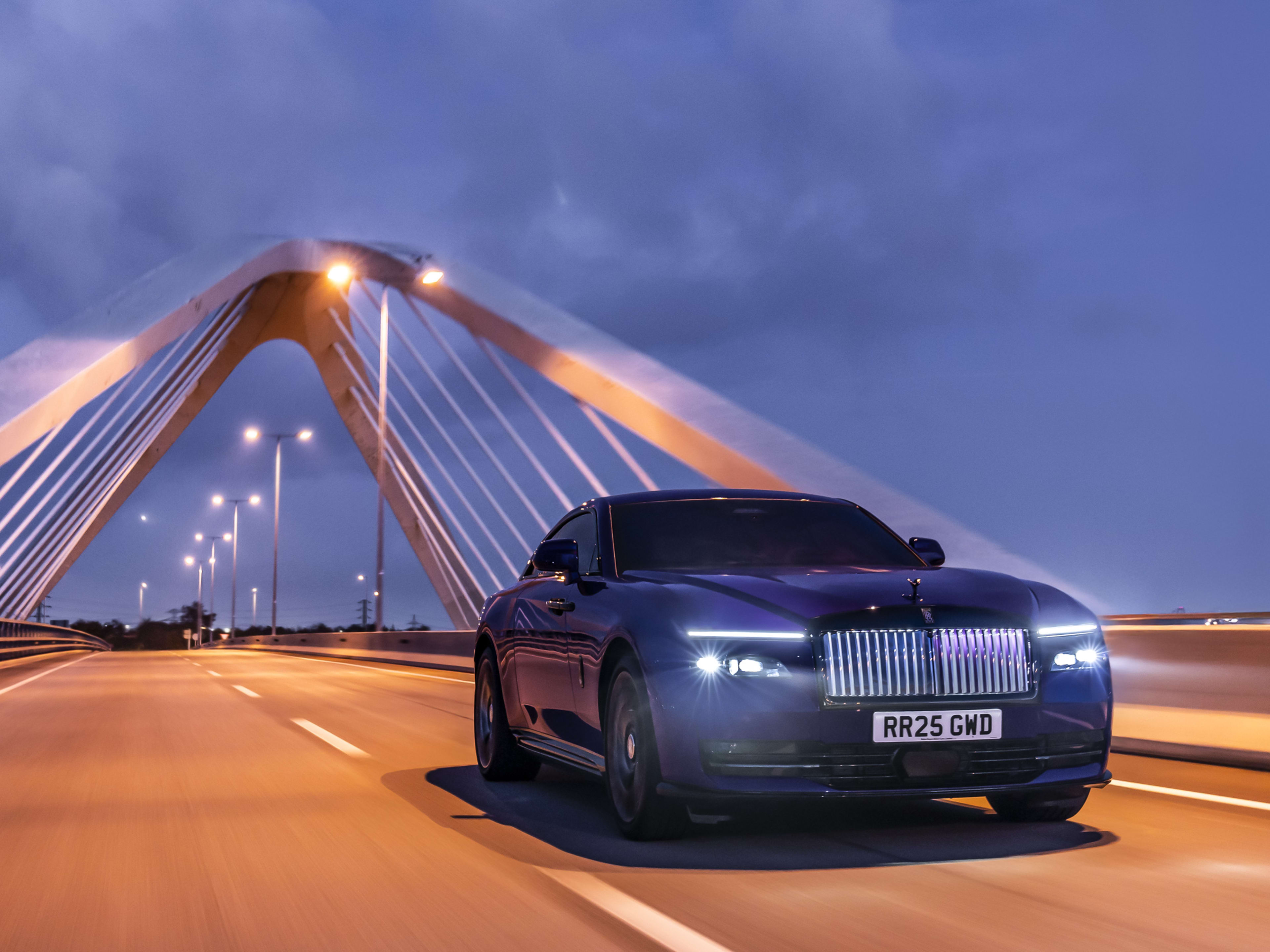 Rolls-Royce unveils details about its latest bespoke machine: the Black ...