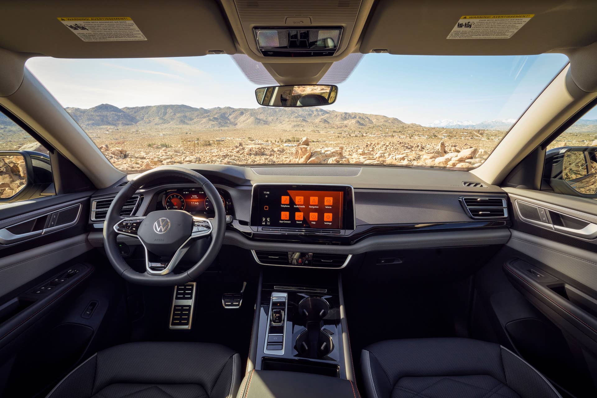 Volkswagen brings back buttons: 'It’s not a phone, it’s a car' - Autoblog