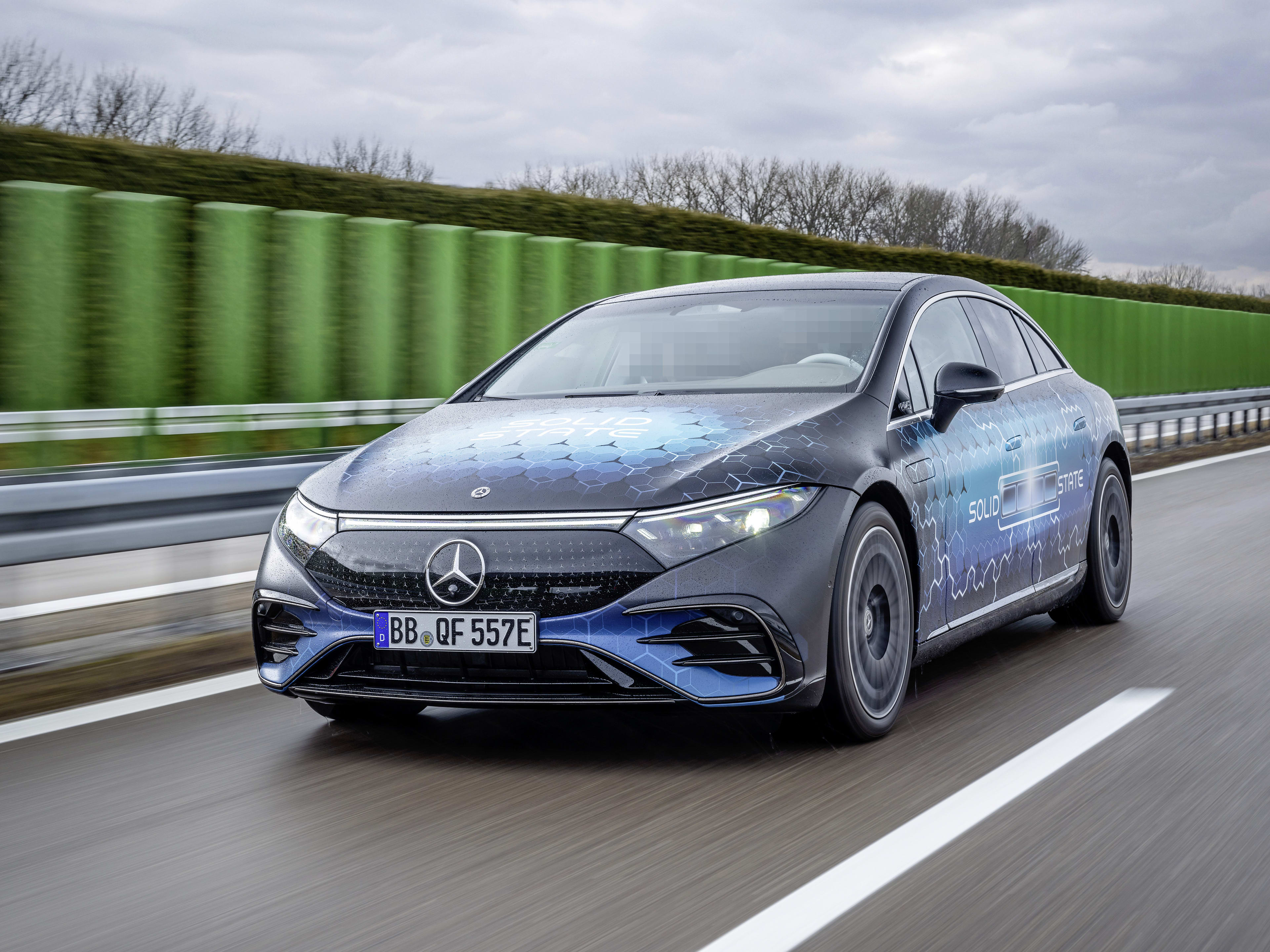 Mercedes-Benz testing first ever solid-state battery EV with insane ...