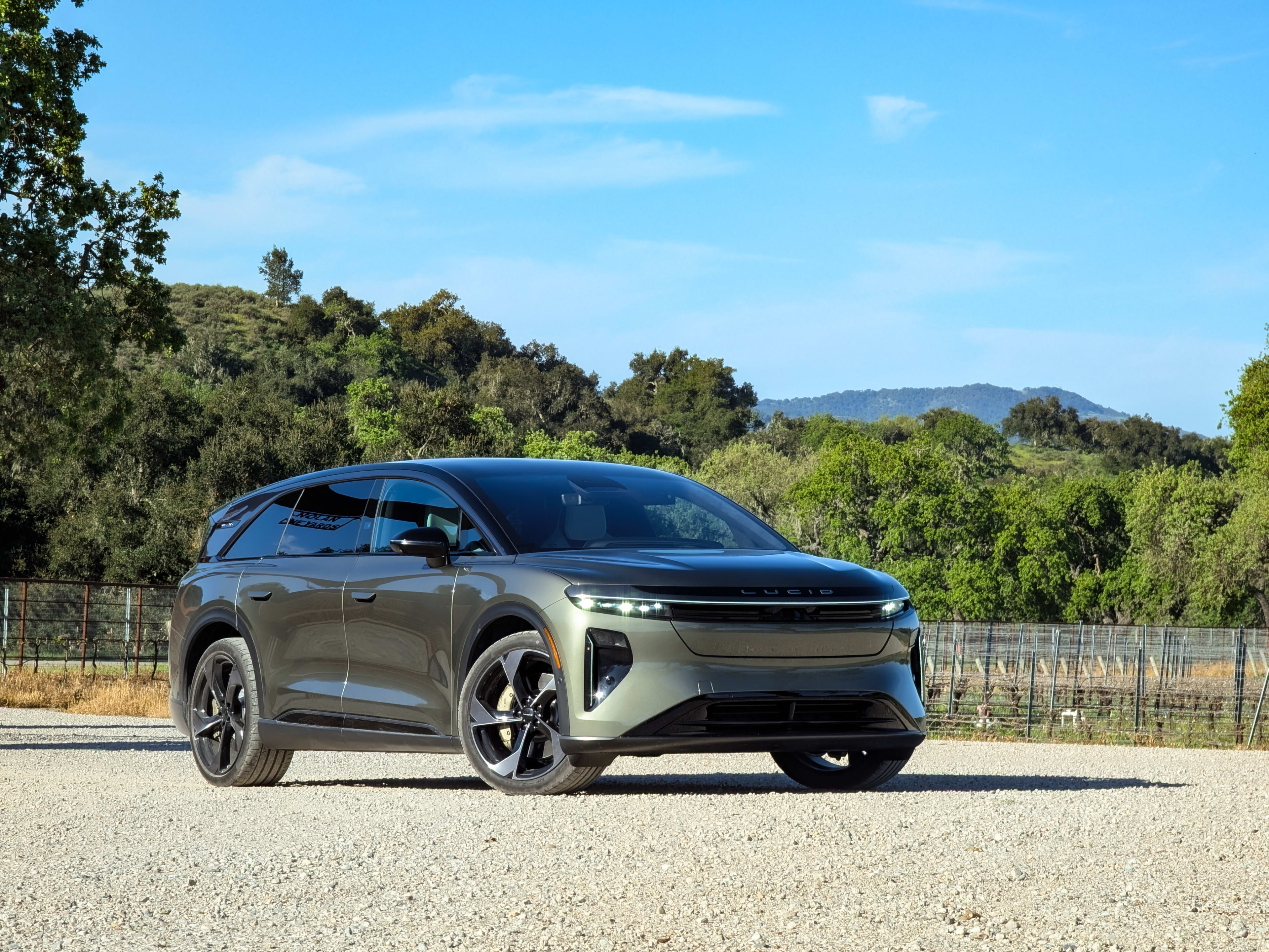 Lucid Gravity Review: As Close As You Can Get to Perfect - Autoblog