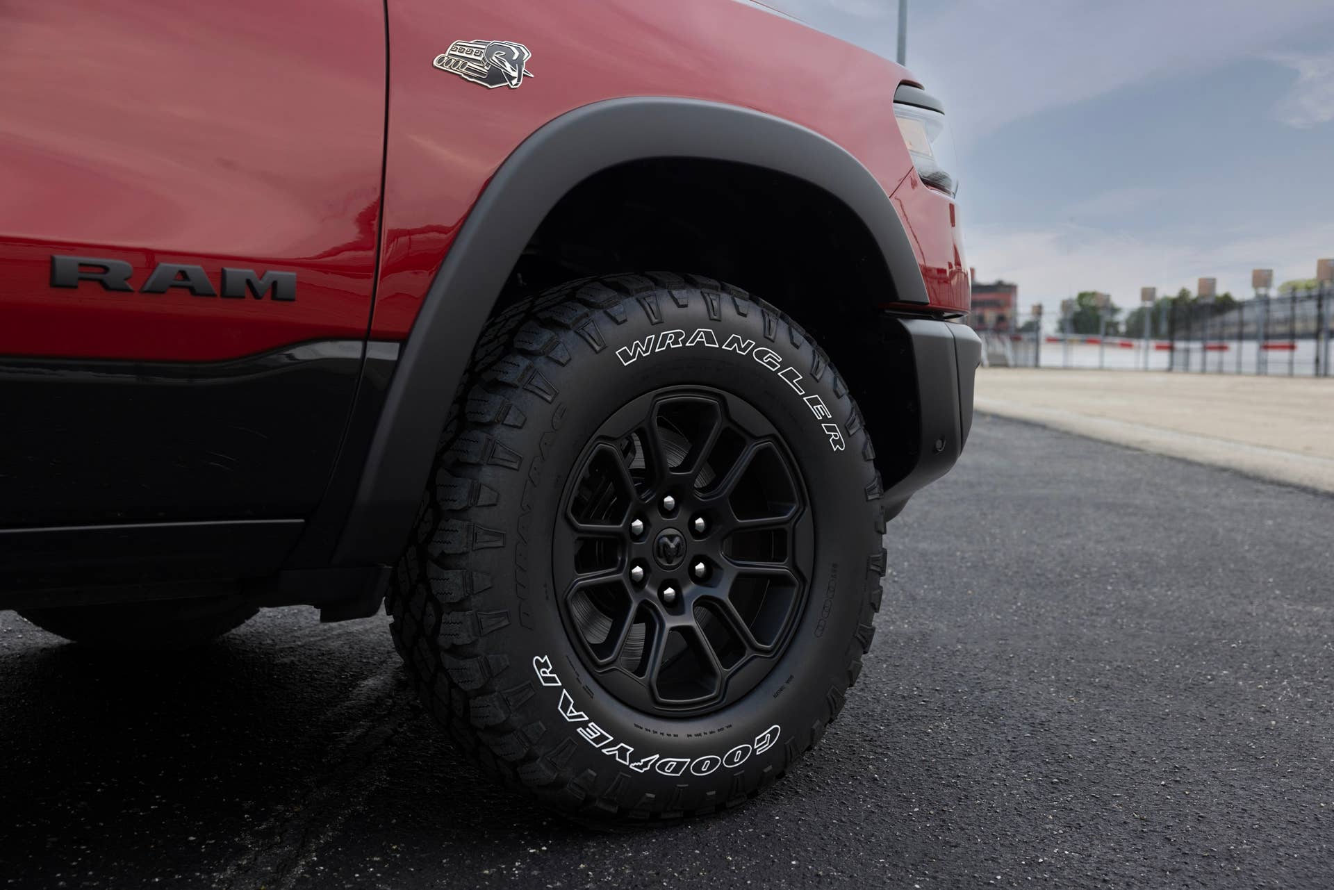 This Customized GMC Sierra 2500 AT4X is the Epitome of Overland ...