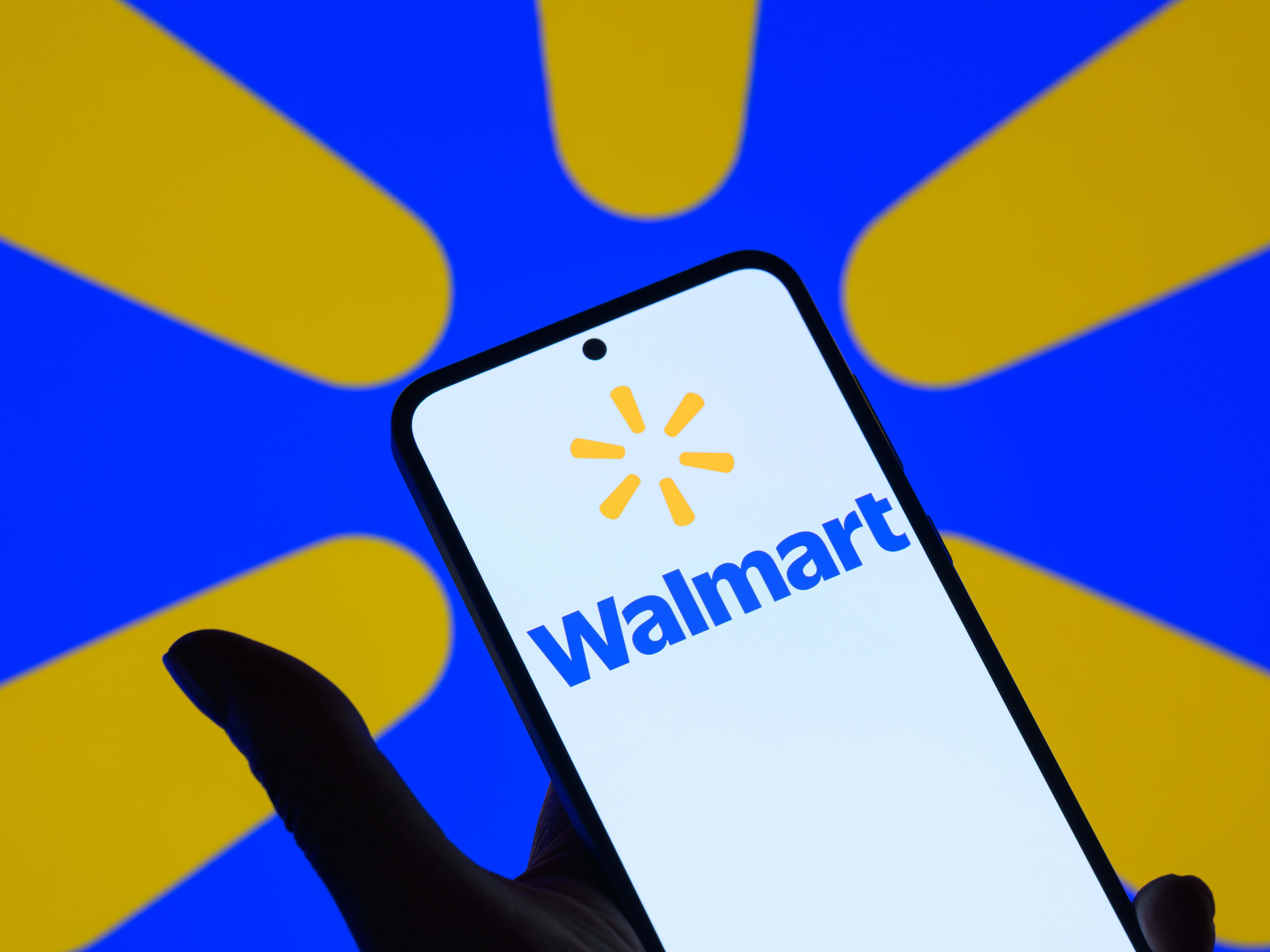 Walmart Has a ‘Lightweight and Powerful’ Cordless Electric Snow Shovel ...