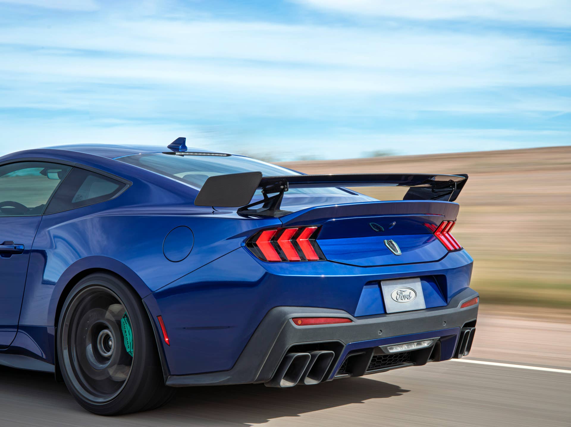 Ford Mustang GTD Beats Two Generations of Ford GT in Drag Race Showdown ...