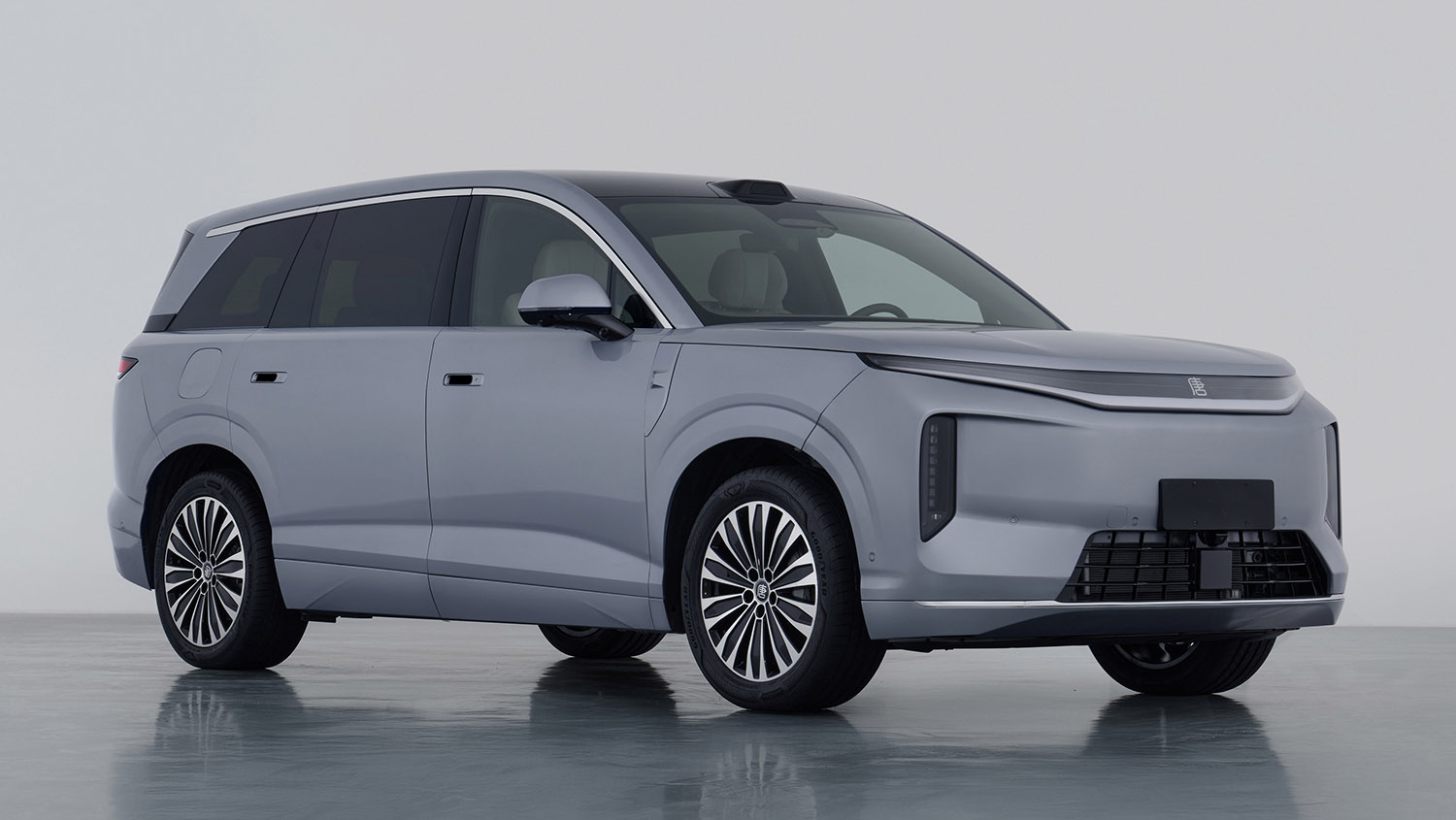 BYD’s Flagship SUV Leaks as a 784-HP, Ultra-Luxury Land Cruiser Rival ...