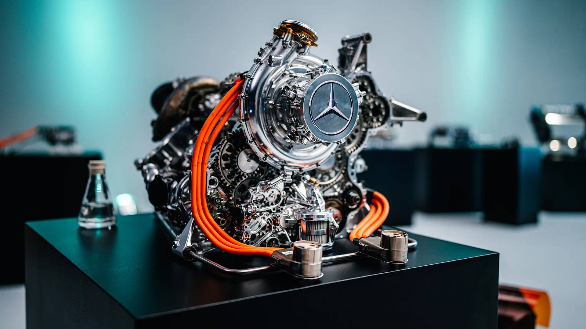 How 3D-Printed Pistons Let F1 Engines Bend the Rules on Compression ...