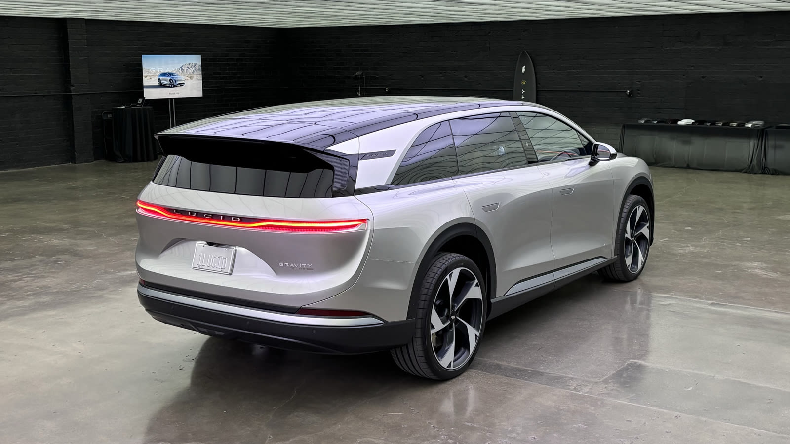 Lucid Gravity Preview: Three-row, family-friendly EV with a 440-plus ...