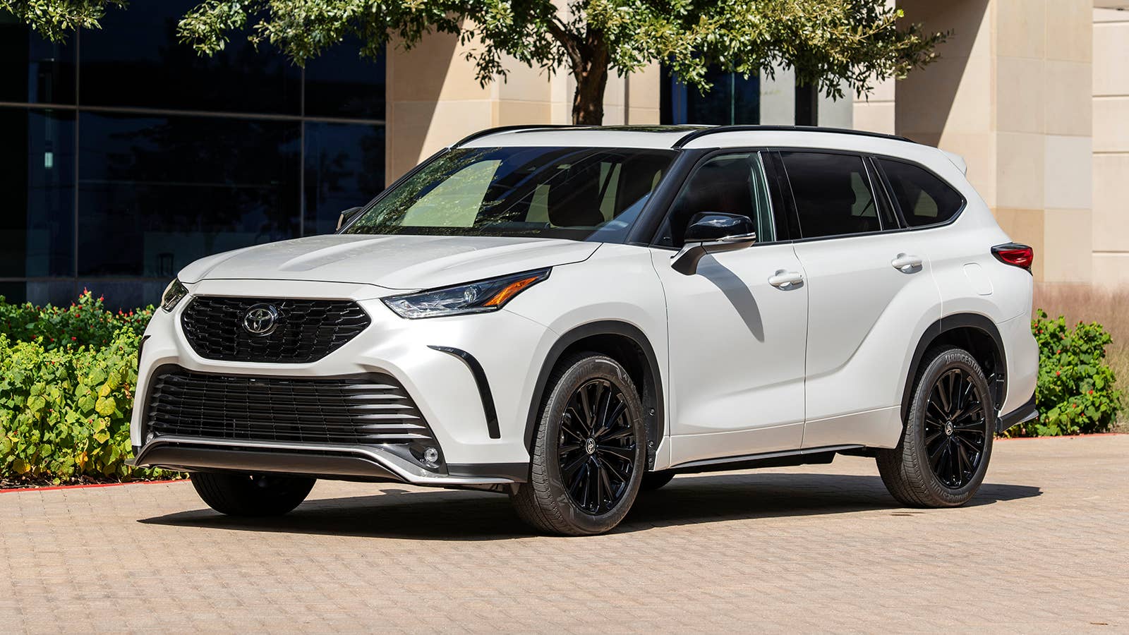 2024 Toyota Highlander Review: Hybrid still a contender, but there's a ...