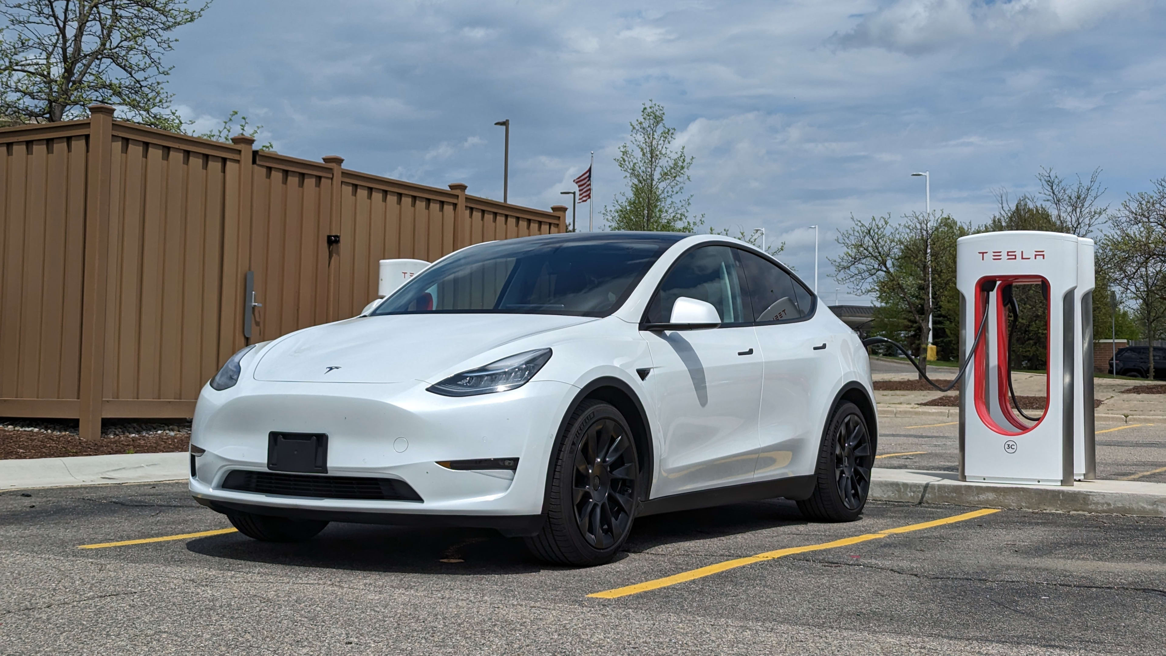 Tesla Model Y vs Genesis GV60 - It’s close, but there’s a clear winner ...
