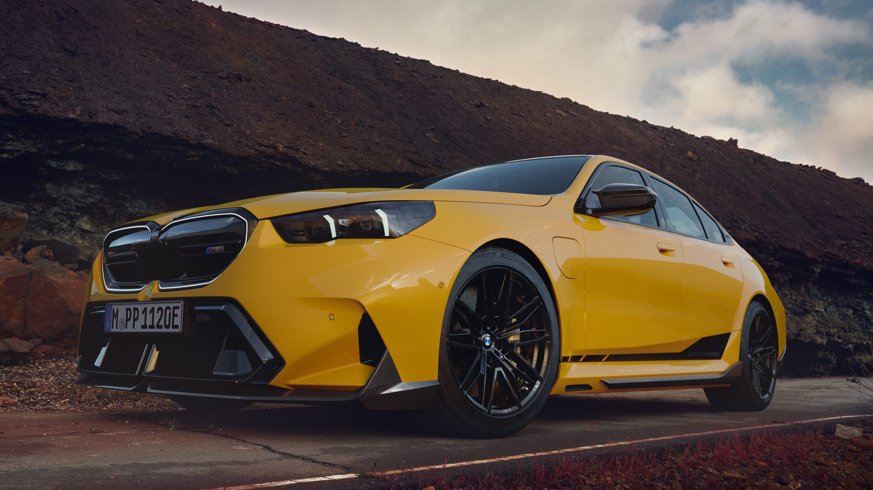 New BMW M5 gets a selection of M Performance Parts - Autoblog