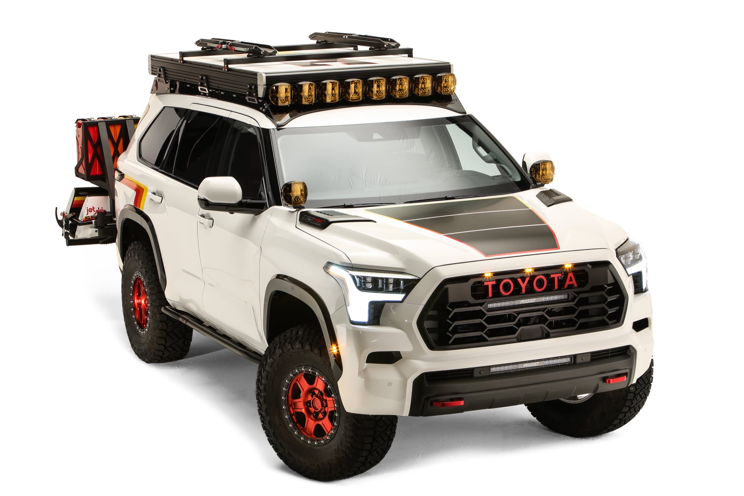 Toyota hauls a load of trucks and SUVs to SEMA with an overlanding ...