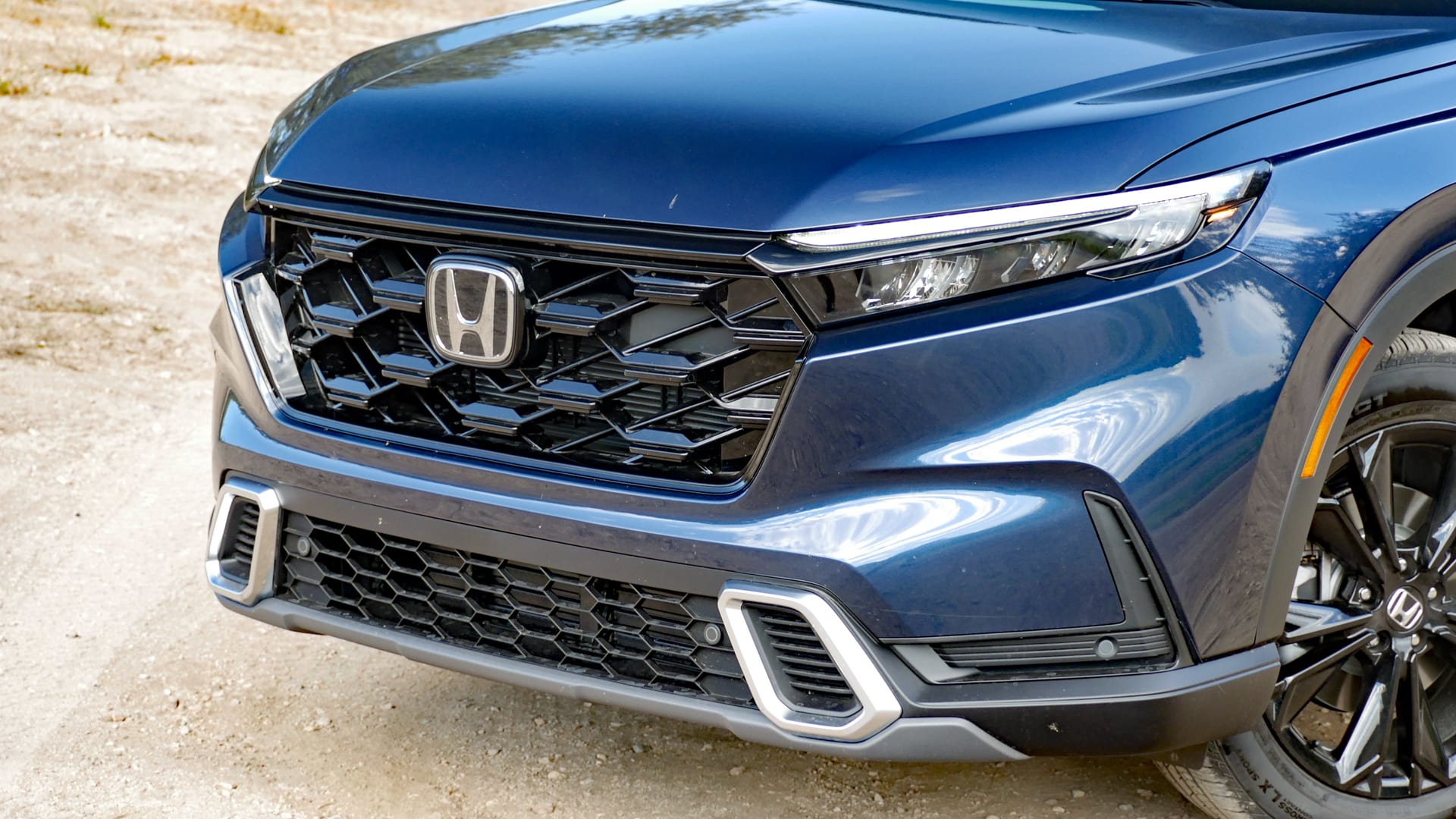 2025 Honda CR-V Review: Well-rounded SUV carries over, still on top - Autoblog