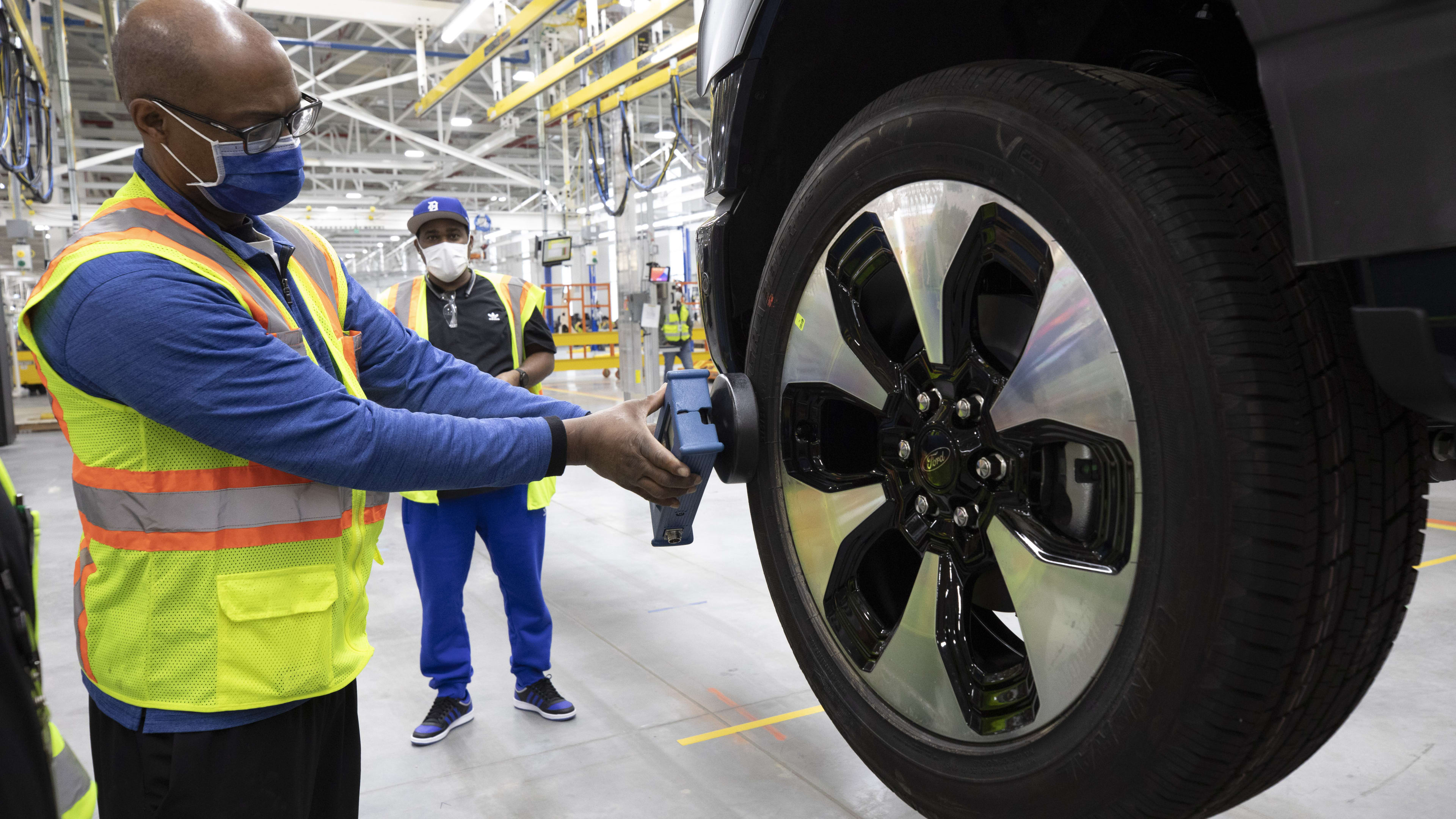 Ford doubling F-150 Lightning production to meet high demand - Autoblog