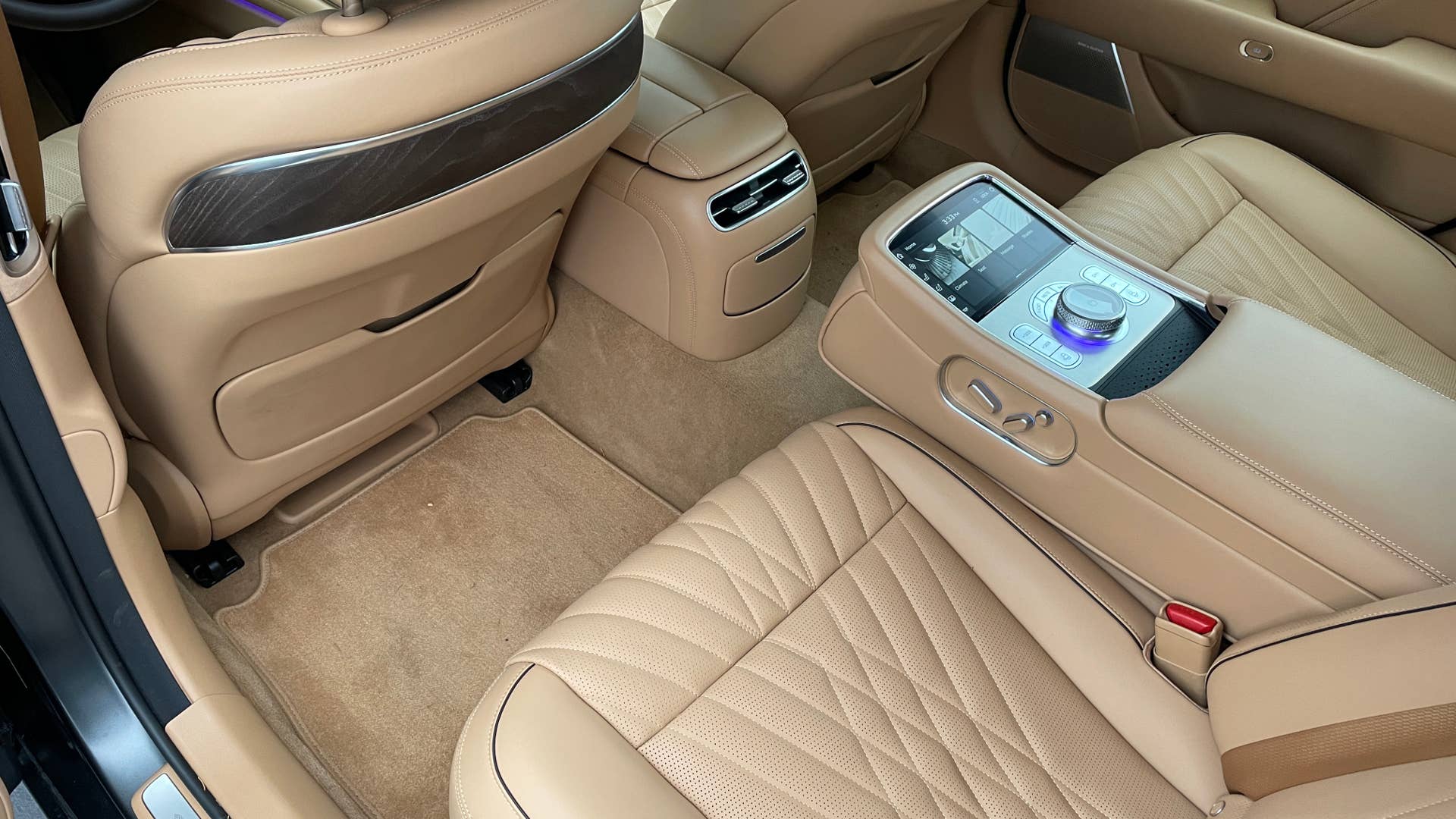 2024 Genesis G90 Review: Among the best in full-size luxury - Autoblog
