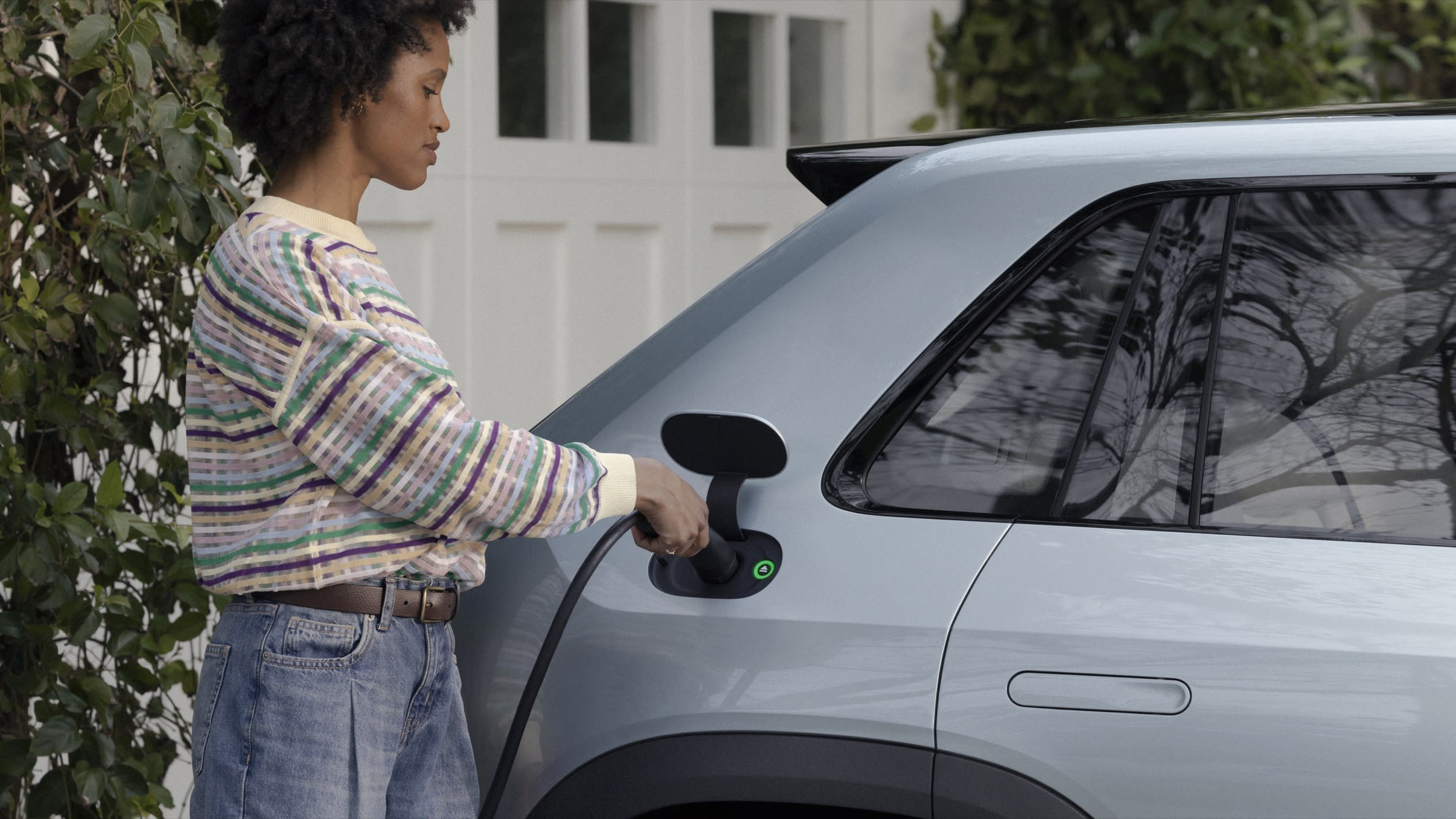 Rivian reveals R3, R3X electric SUVs as surprise siblings to R2 - Autoblog