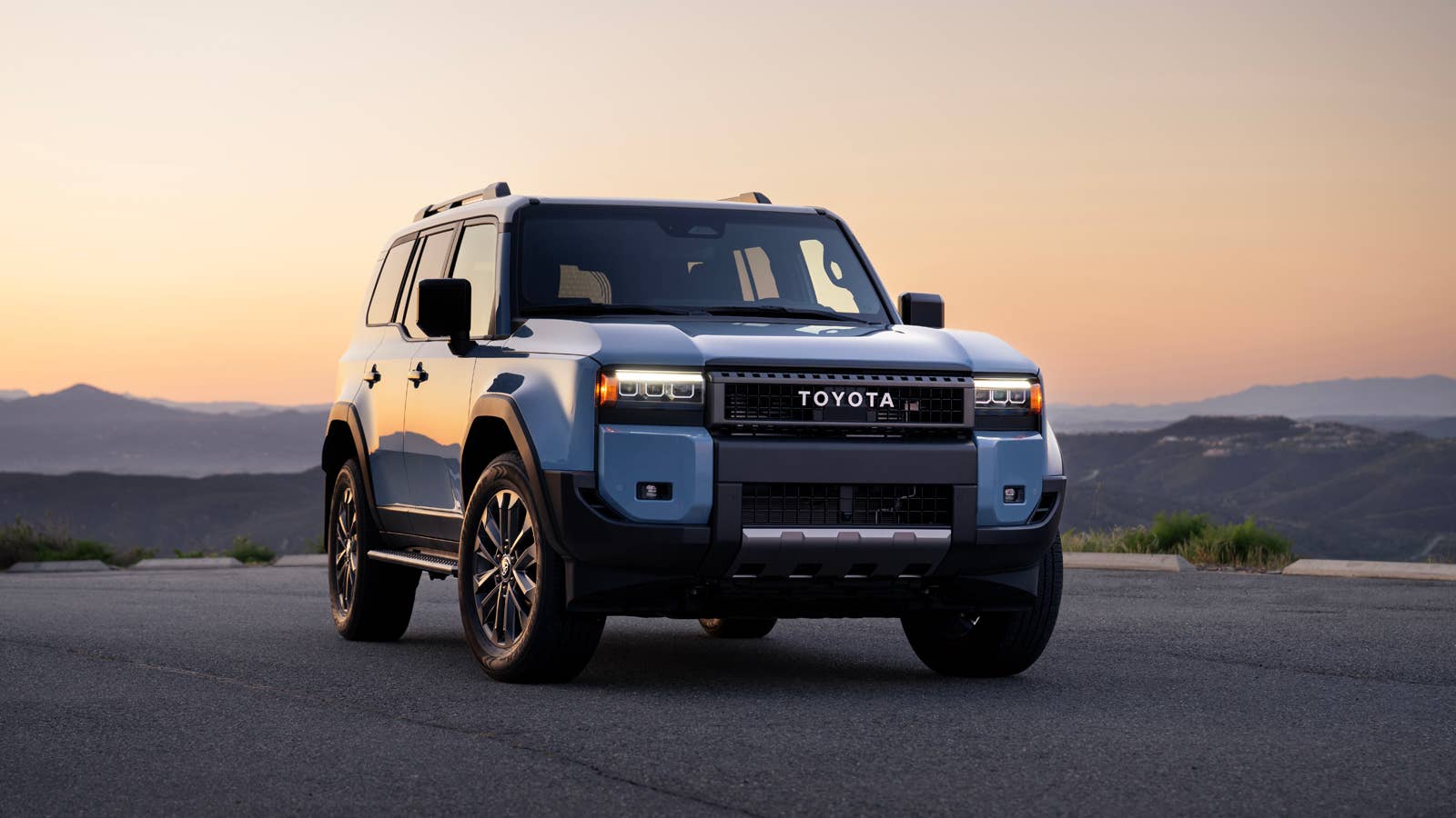 2024 Toyota Land Cruiser Review: Cool, capable, family friendly ...
