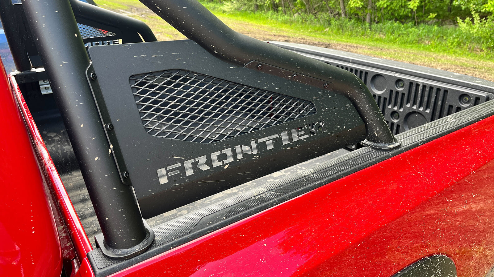 2024 Nissan Frontier Review: The driver's choice in an array of ...