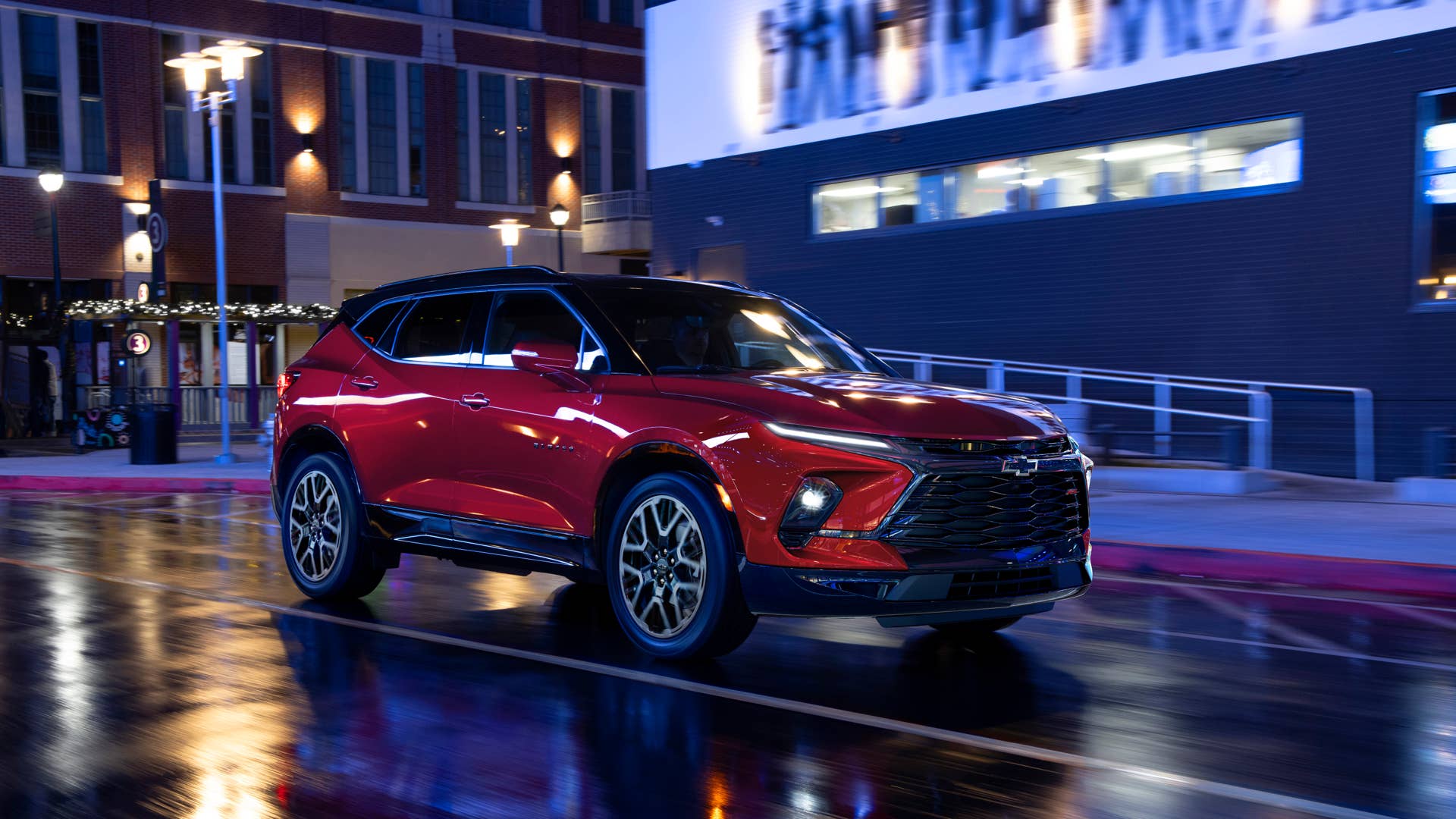 Battle of the Top Trims: 2025 Chevrolet Blazer RS vs Premier - Autoblog