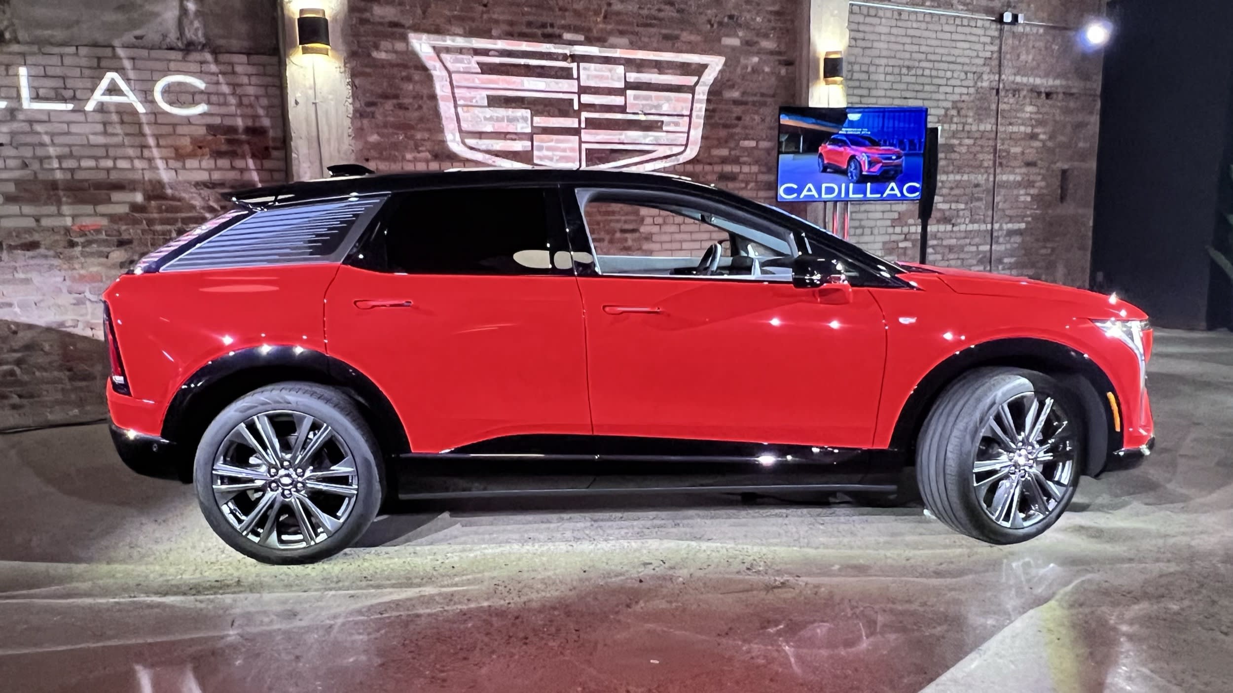 2025 Cadillac Optiq order guide shows MSRPs from $54,390 to $57,090 ...