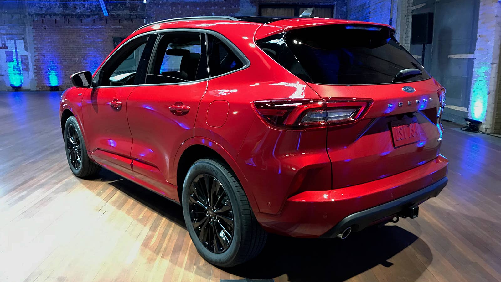 2023 Ford Escape gets more style, bigger screens - Autoblog