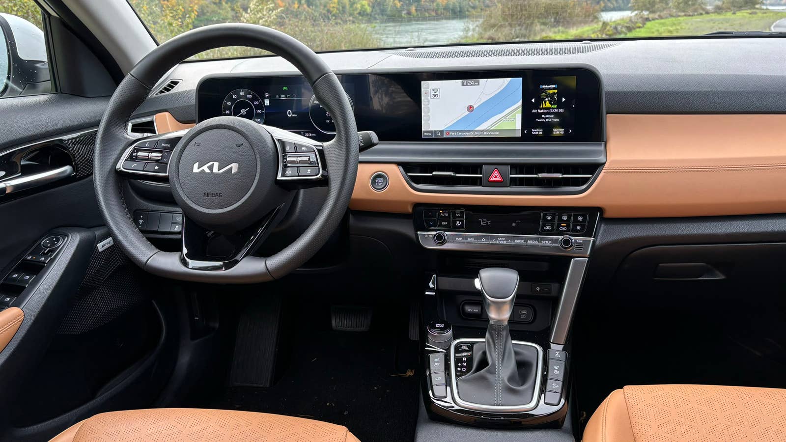2025 Kia Seltos Review: Ignore the name, embrace the SUV - Autoblog