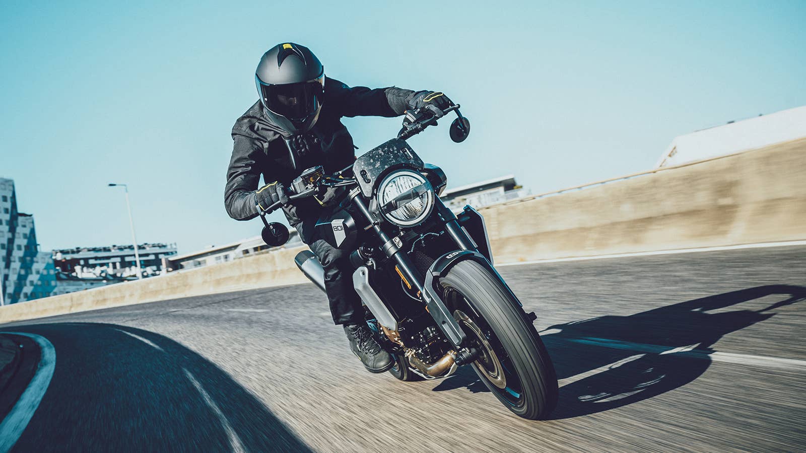 Husqvarna revives high-output Svartpilen with new 801 - Autoblog
