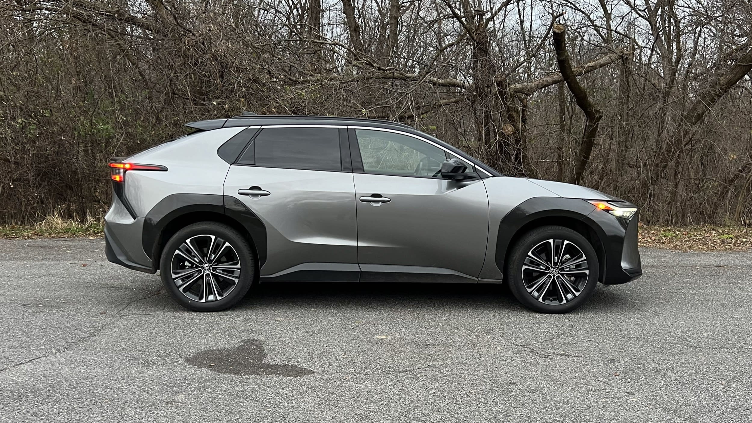 2024 Toyota bZ4X Review: A ground ball single up the middle - Autoblog