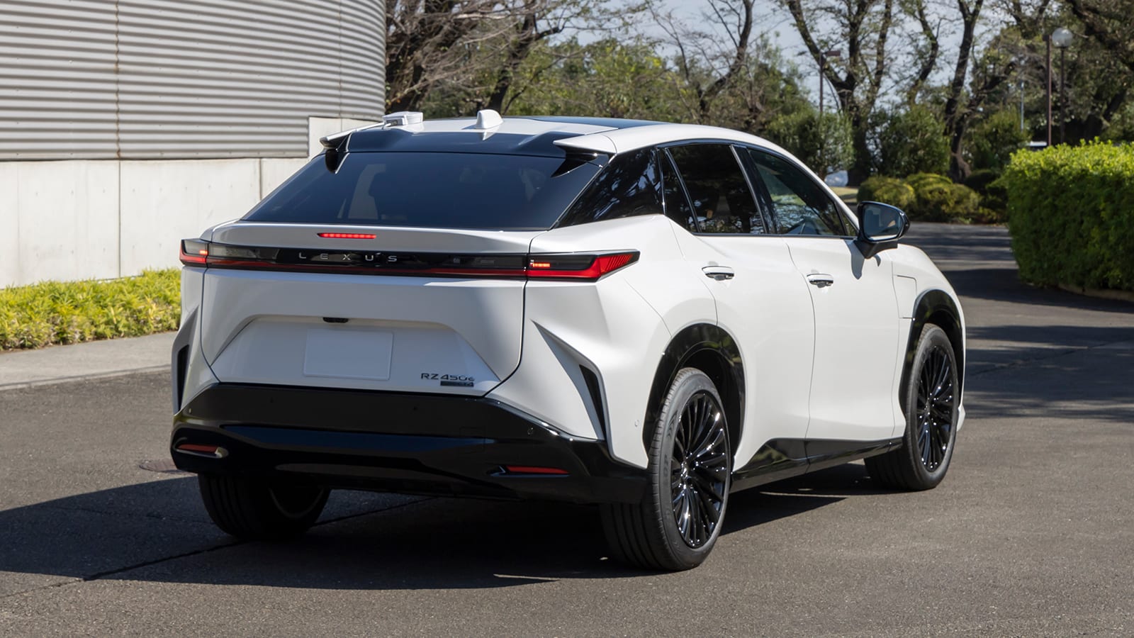 Lexus AreneOS lets you point at objects outside your car and get info ...